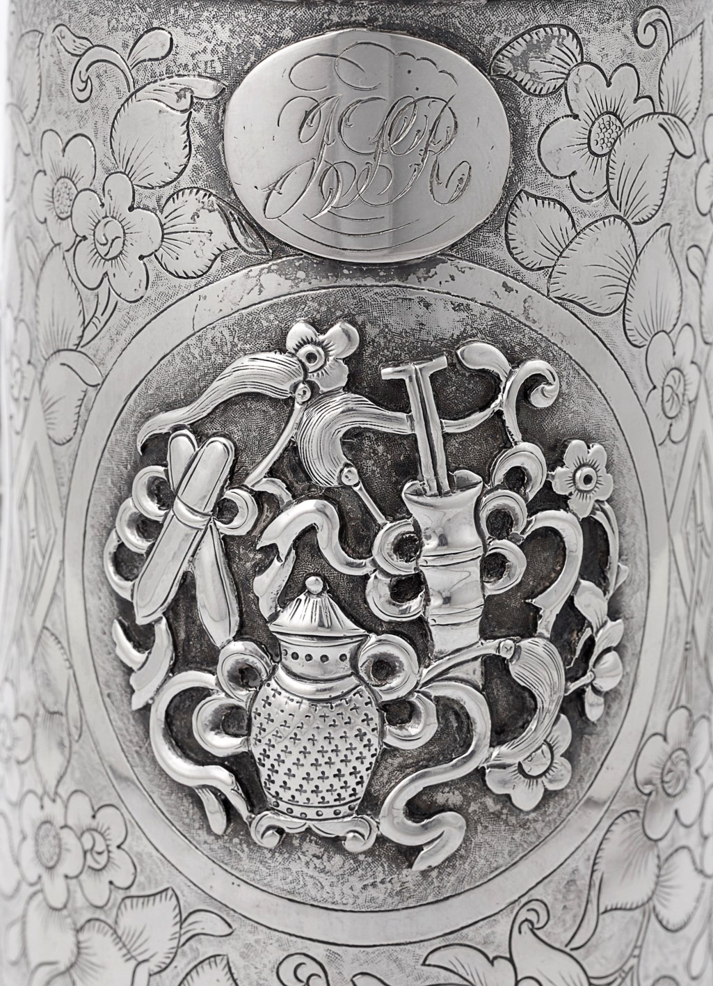 A CHINESE EXPORT SILVER CANN, MARK OF KHECHEONG, CANTON, CIRCA 1870 ...