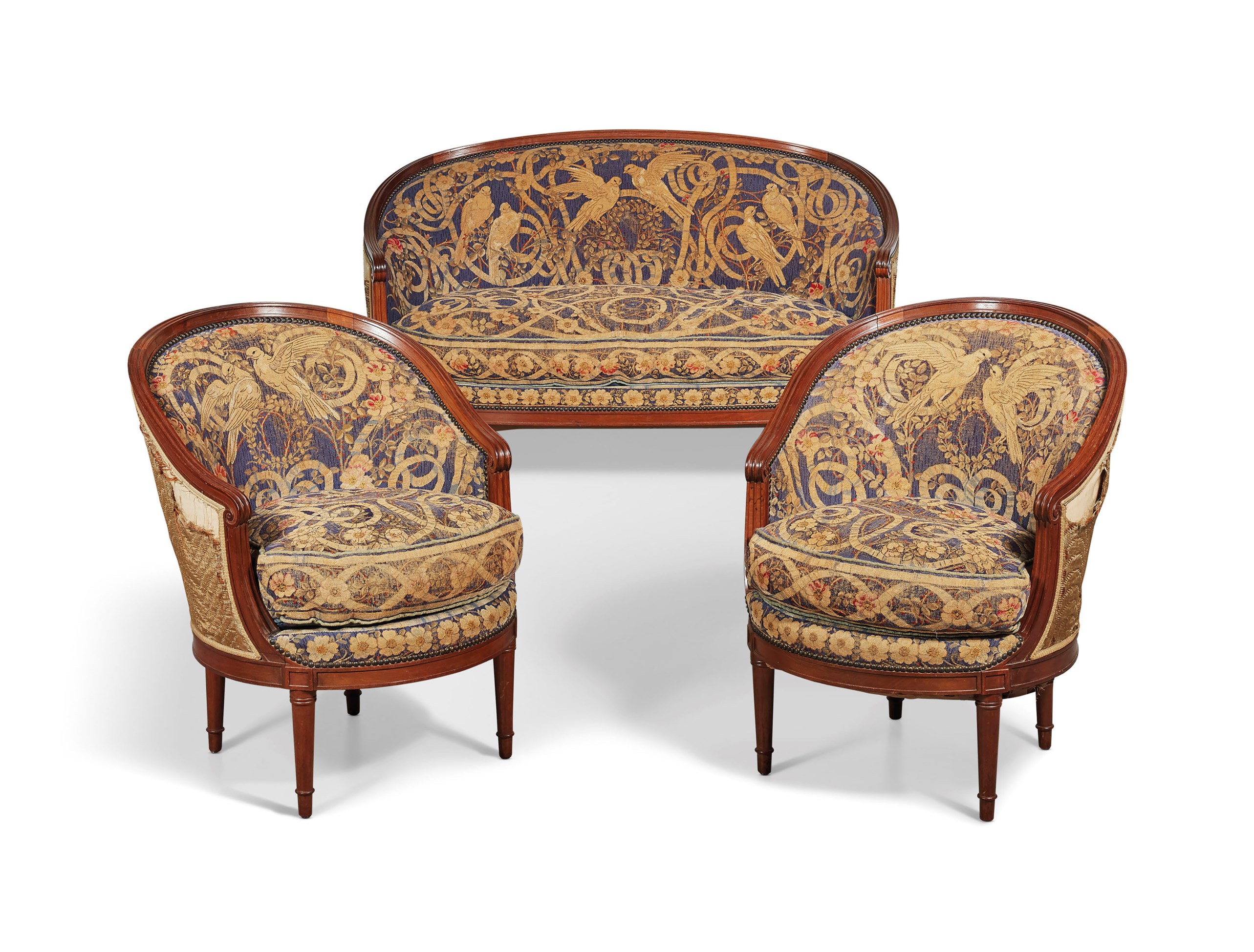 MOBILIER DE SALON DE STYLE LOUIS XVI, VERS 1930, LA TAPISSERIE D'APRES ...