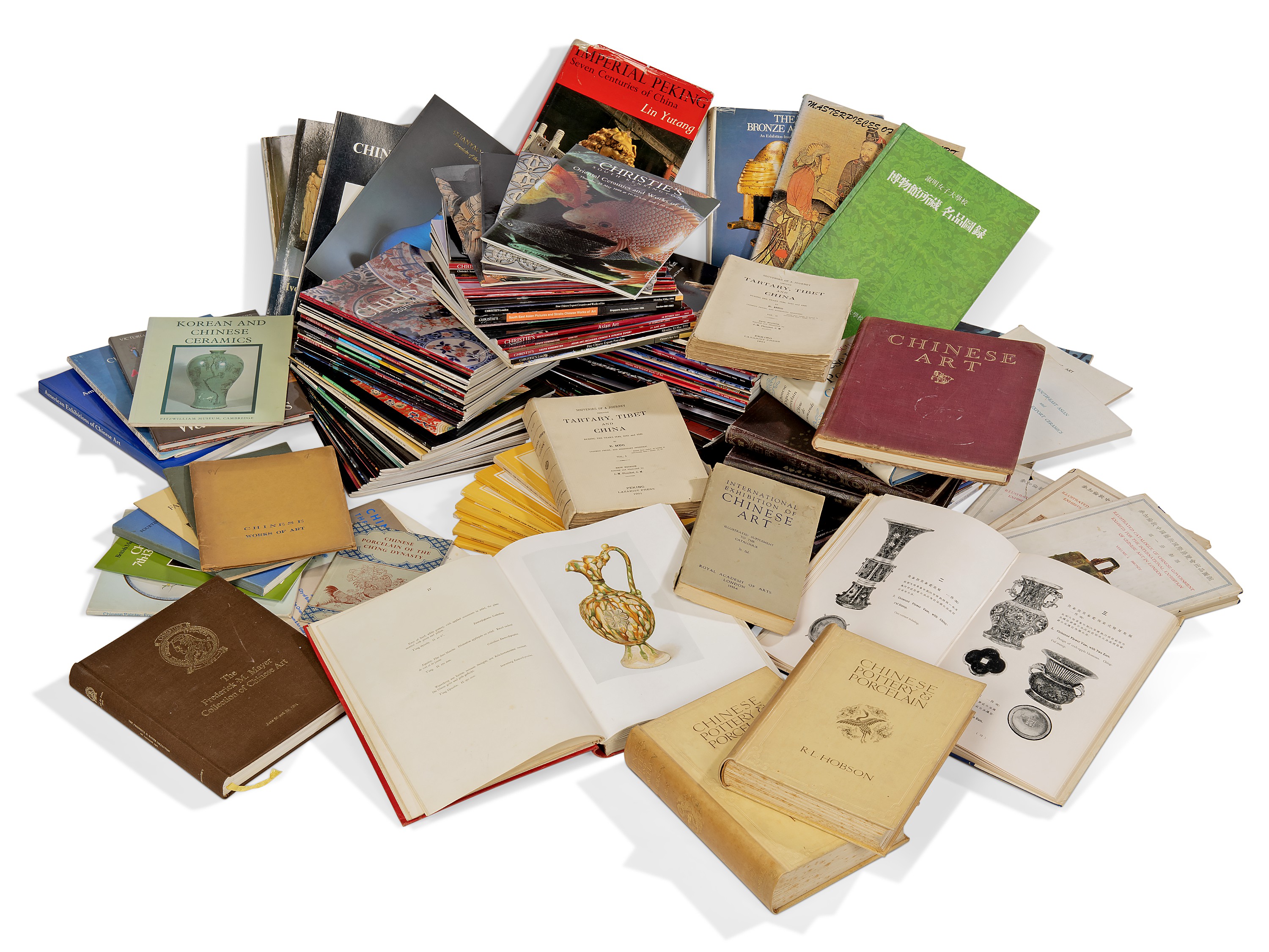 A LARGE COLLECTION OF IMPORTANT CHINESE ART REFERENCE BOOKS AND ...