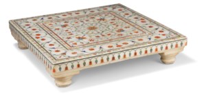 A MUGHAL PIETRA DURA INLAID MARBLE FOOTREST, NORTH INDIA, CIRCA 1700 ...