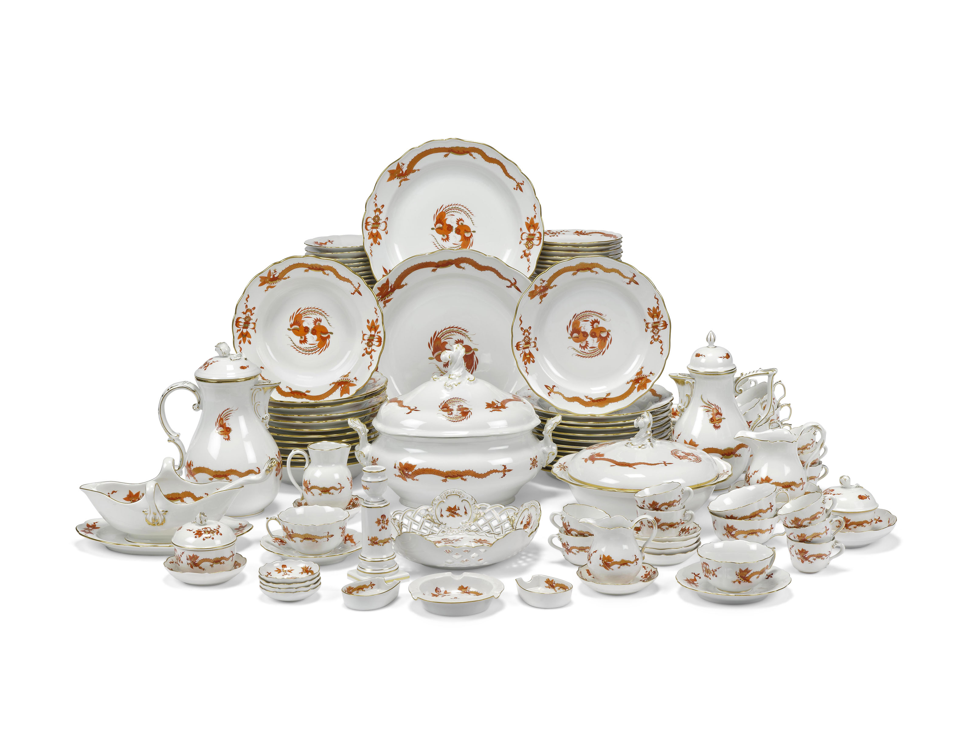 A COMPOSITE MEISSEN PORCELAIN 'RED DRAGON' PATTERN PART TABLE-SERVICE ...