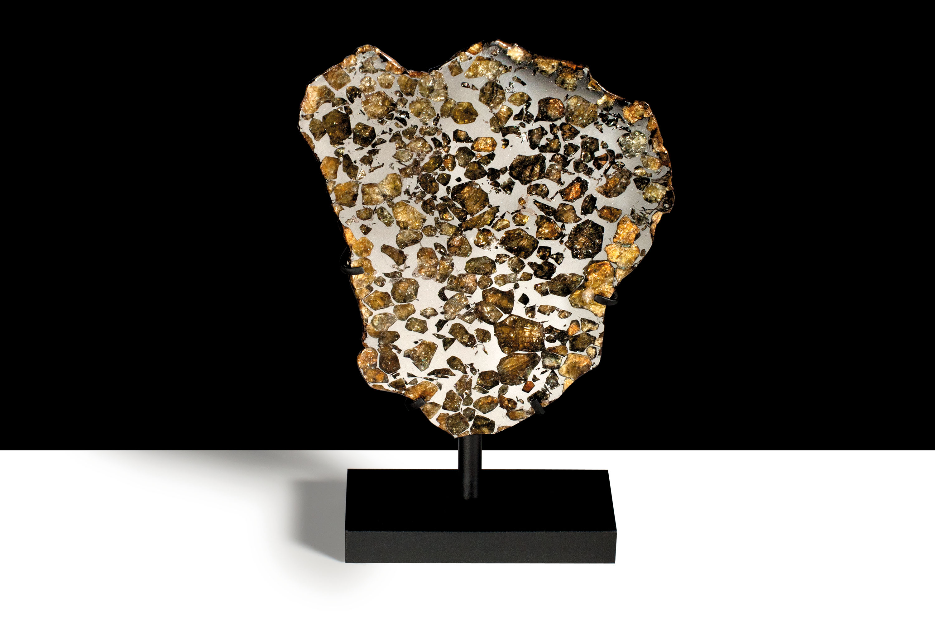 EXTRATERRESTRIAL GEMSTONES IN MATRIX — AN ENDPIECE OF A SEYMCHAN ...