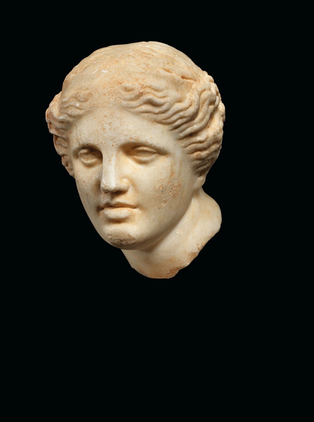 A GREEK MARBLE HEAD OF APHRODITE, HELLENISTIC PERIOD, CIRCA 2ND-1ST ...