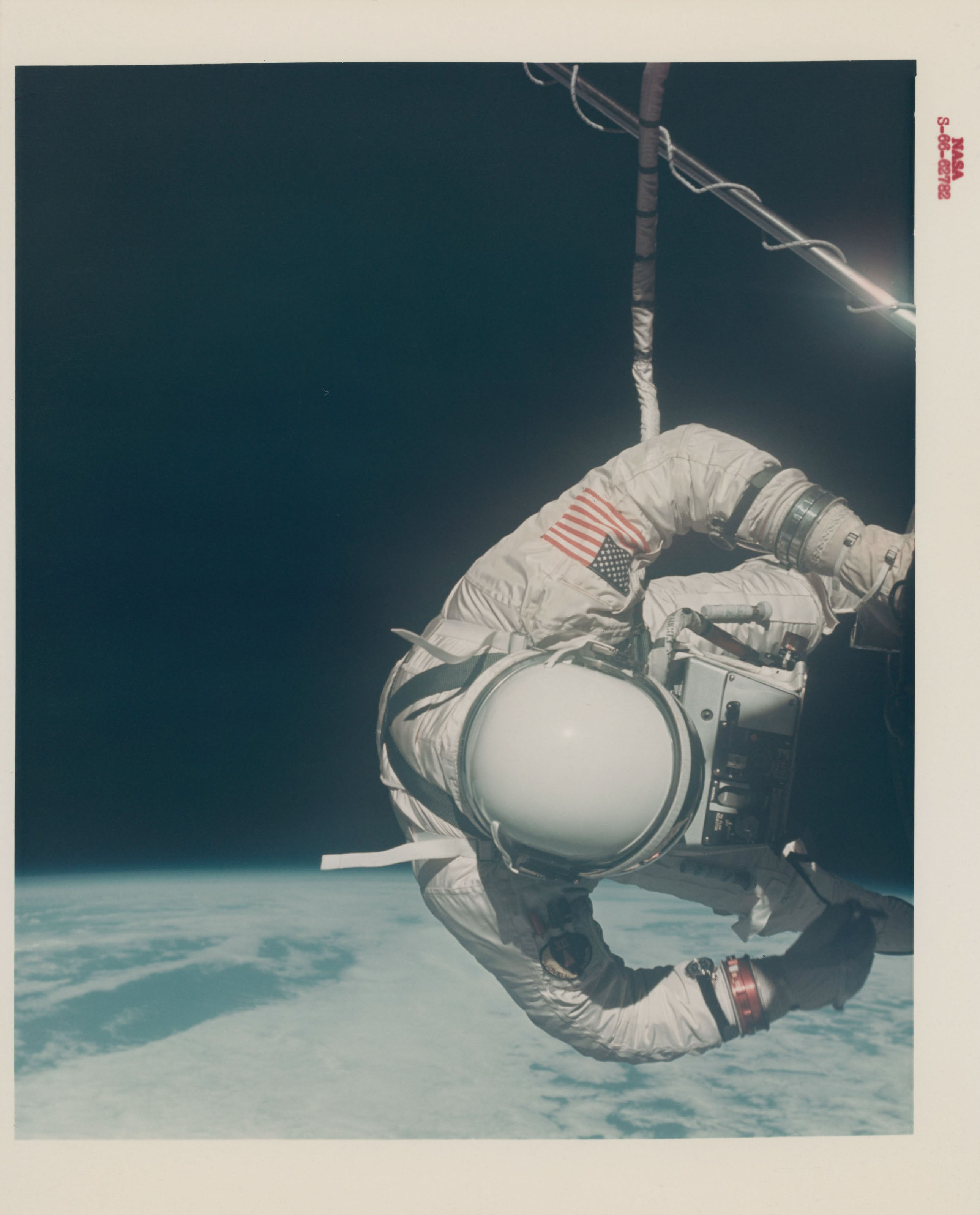 Buzz Aldrin’s EVA, November 11-15, 1966, James Lovell [Gemini XII ...