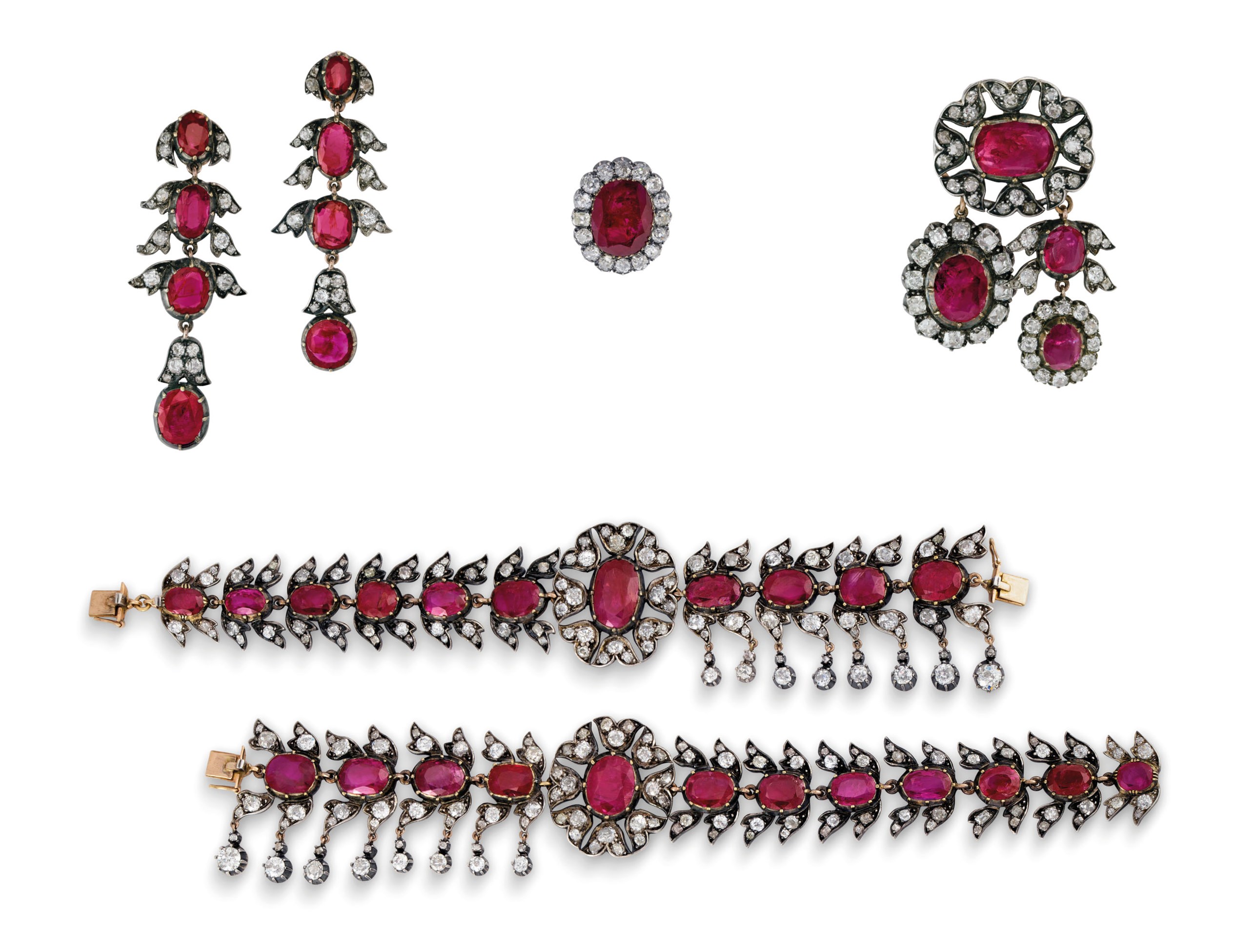 RUBY AND DIAMOND CHOKER, BROOCH, EARRING AND RING SUITE | Christie's