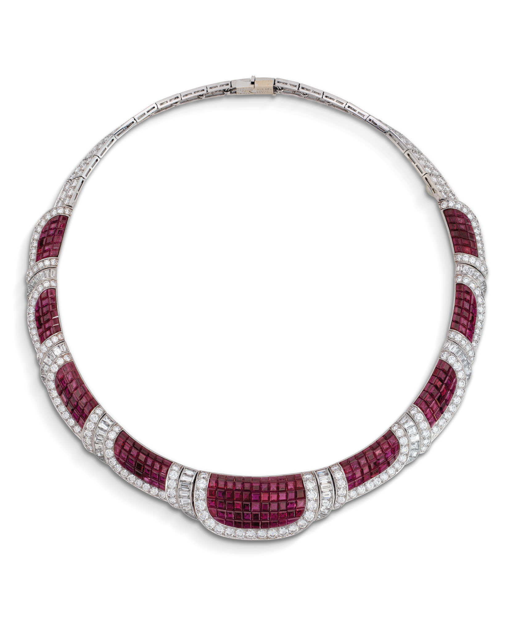 EXCEPTIONAL COLOURED DIAMOND AND DIAMOND BROOCH, GRAFF | Christie's