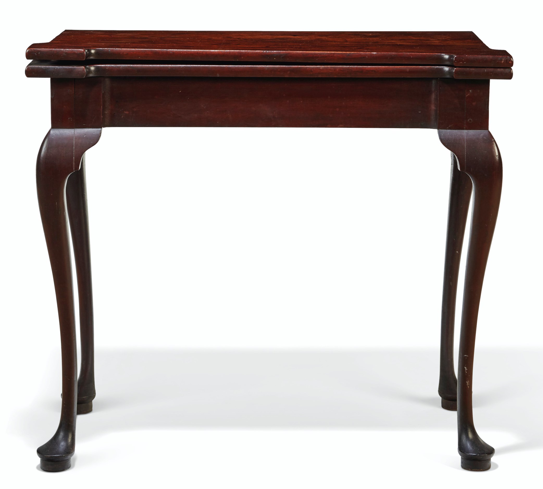 A QUEEN ANNE MAHOGANY TURRET-TOP CARD TABLE, MASSACHUSETTS, 1745-1765 ...