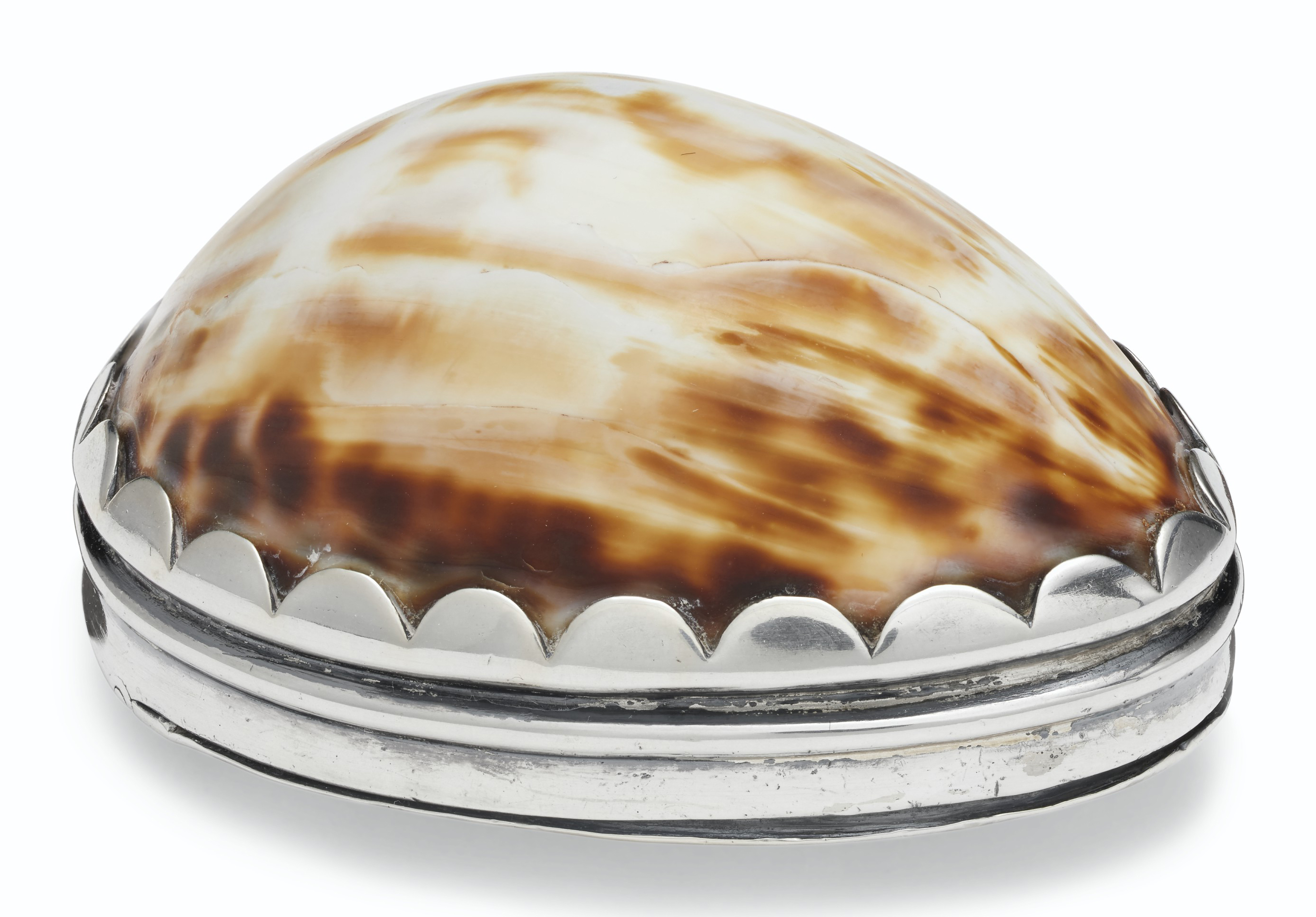 AN AMERICAN SILVER-MOUNTED COWRIE SHELL SNUFF BOX
