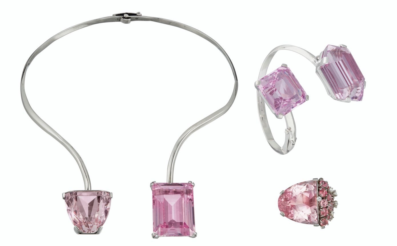 SET OF KUNZITE JEWELRY, SEAMAN SCHEPPS AND KUNZITE RING | Christie's