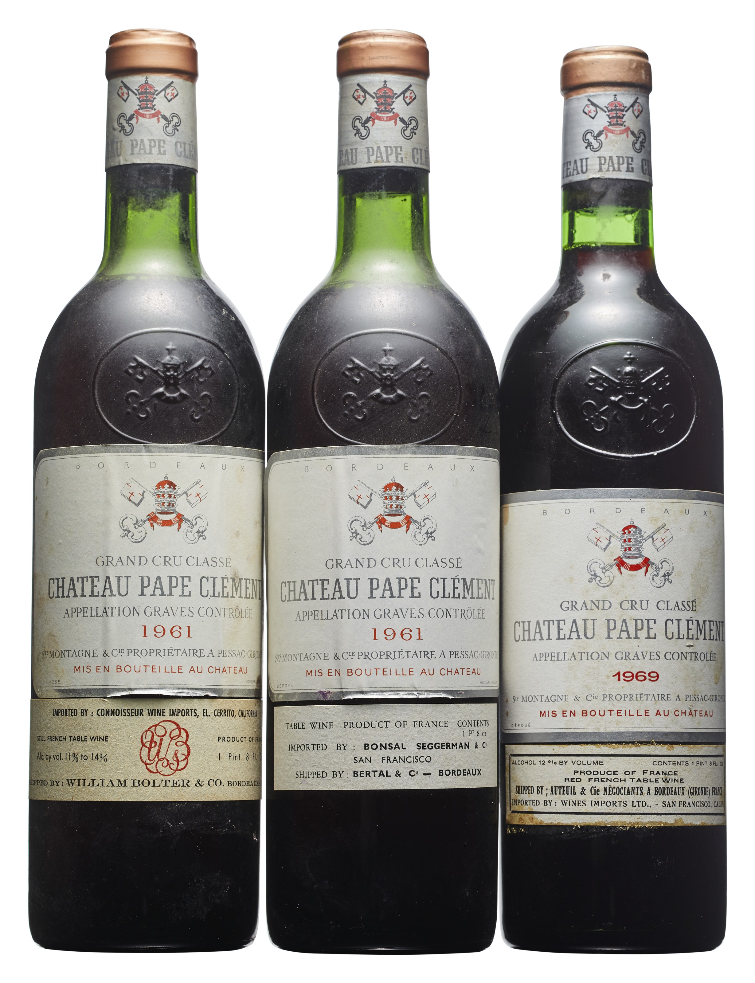 Mixed Château Pape-Clément, Château Pape-Clément 1961Corroded capsules ...