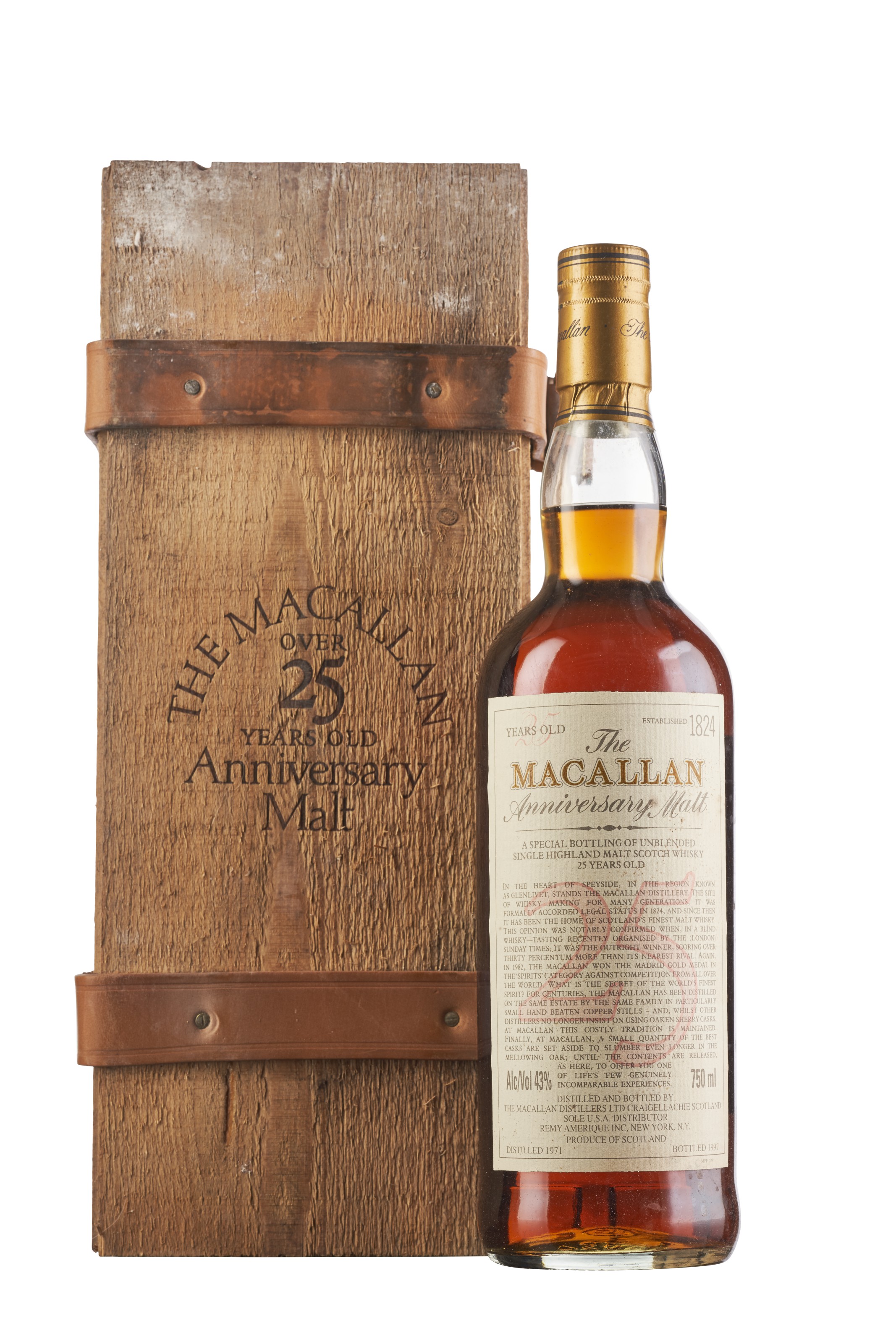 Macallan 25 Years Old Anniversary Single Malt Scotch, SpeysideDistilled ...