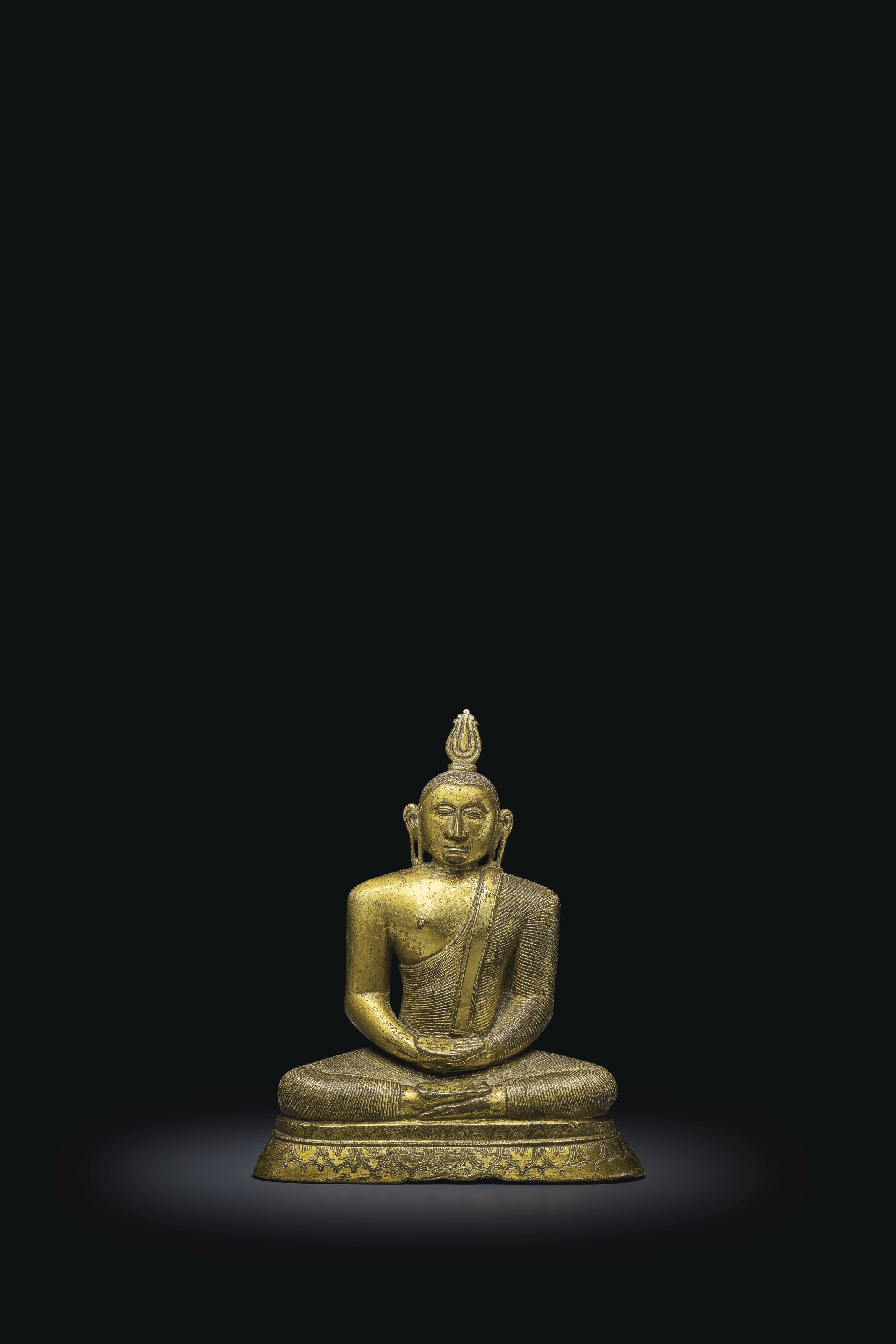 A GILT-BRONZE FIGURE OF BUDDHA SHAKYAMUNI, SRI LANKA, KANDYAN PERIOD ...