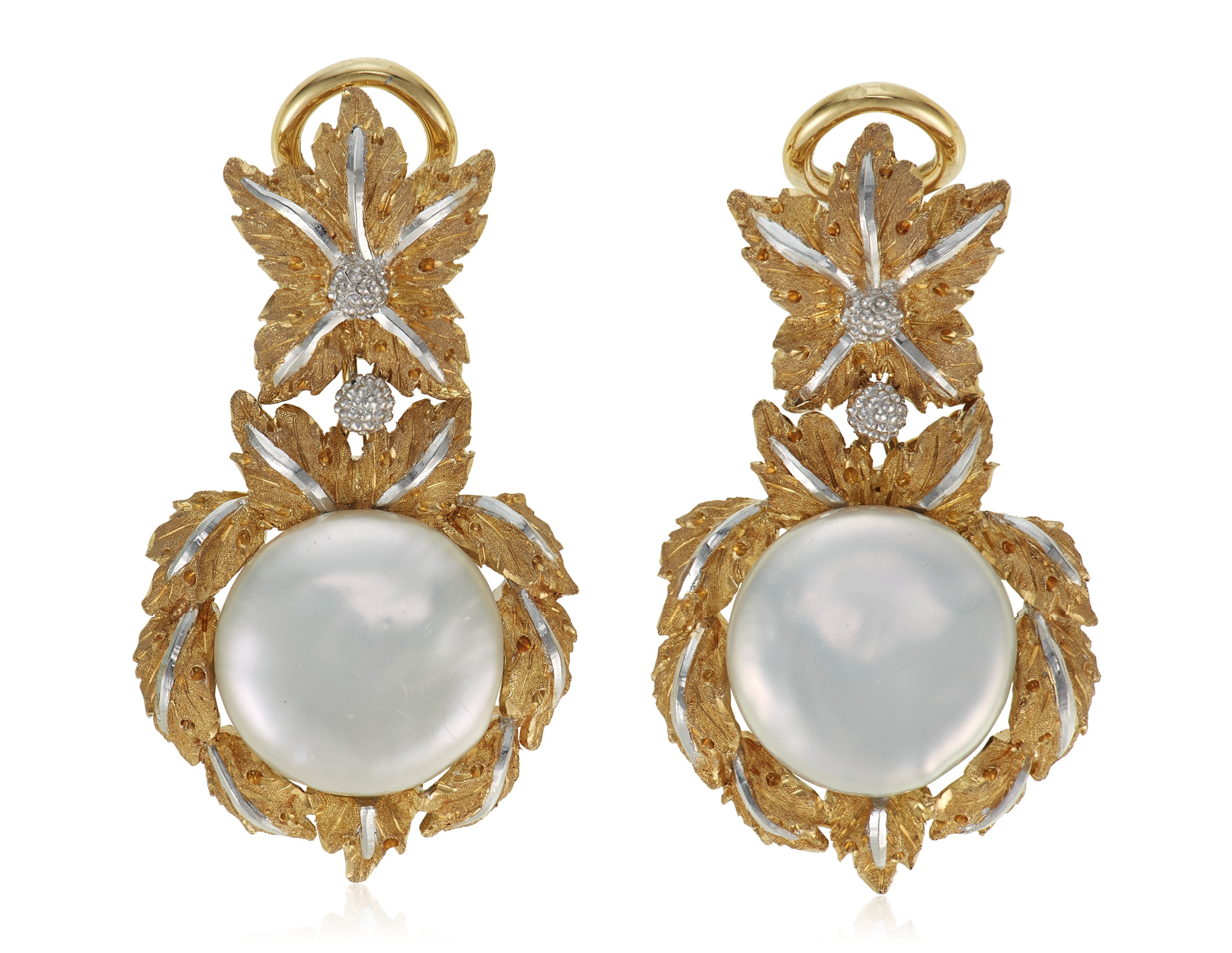 BUCCELLATI BUTTON PEARL AND GOLD EARRINGS, | Christie’s