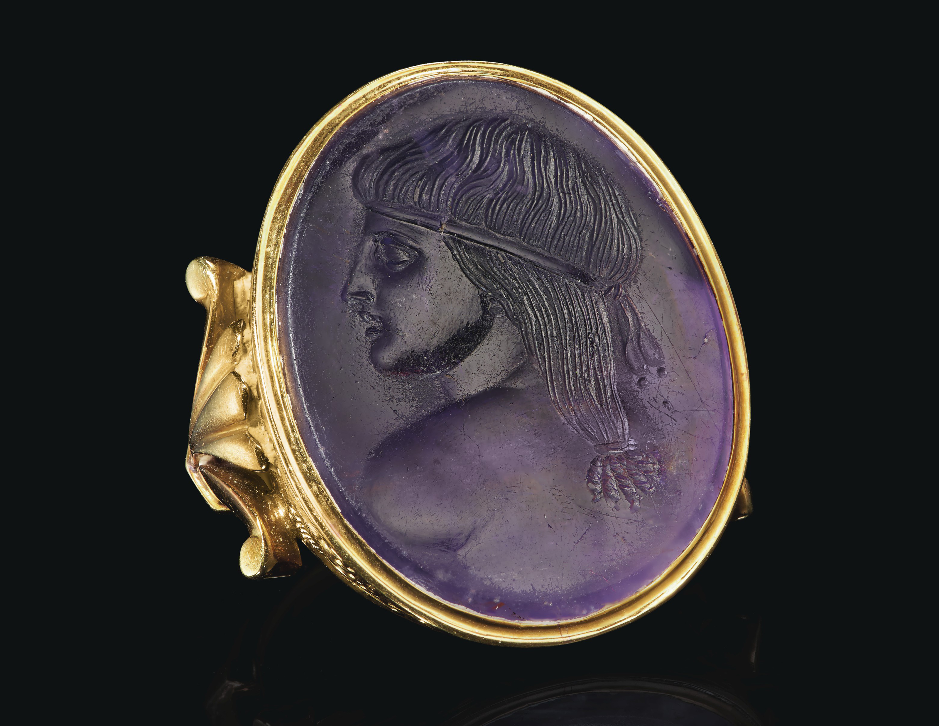 A ROMAN AMETHYST RINGSTONE WITH APOLLO, CIRCA 1ST CENTURY B.C. | Christie’s
