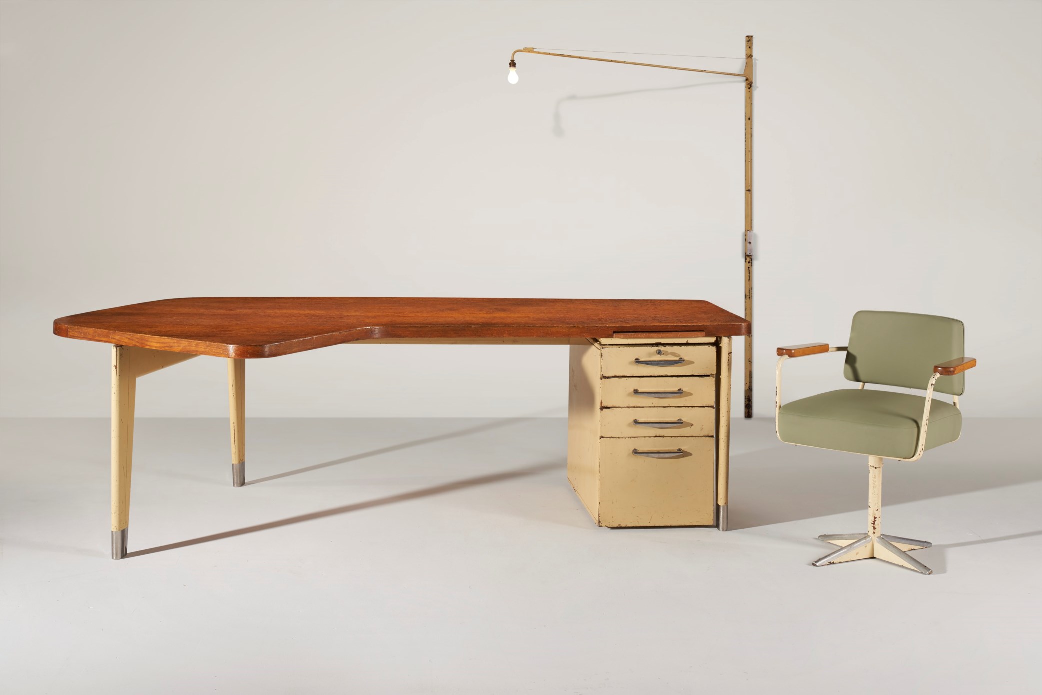 JEAN PROUVÉ (1901-1984), Important 'Présidence' Desk, model no. 201 ...