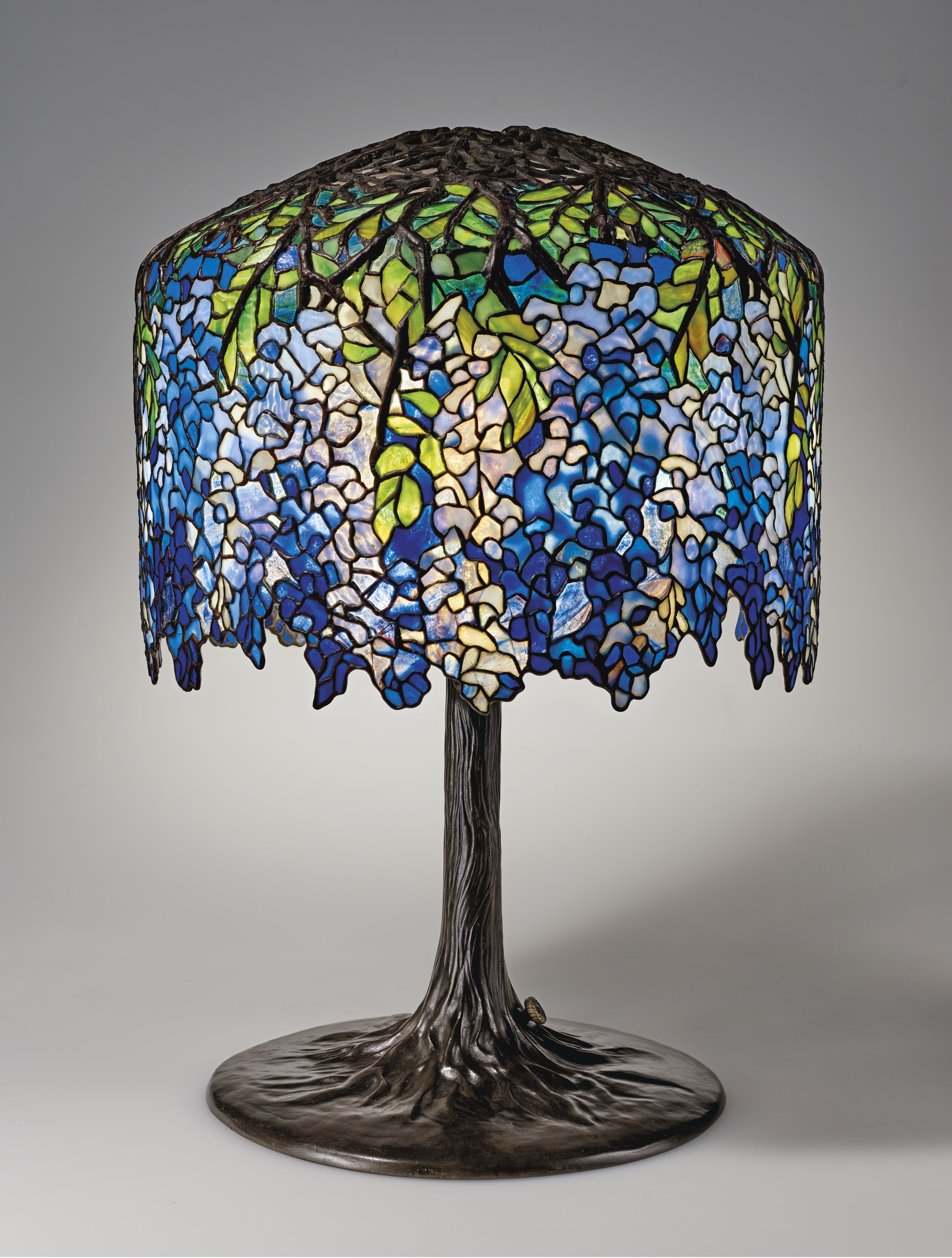 Original Tiffany Wisteria A Unique "Wisteria Laburnum" Table Lamp