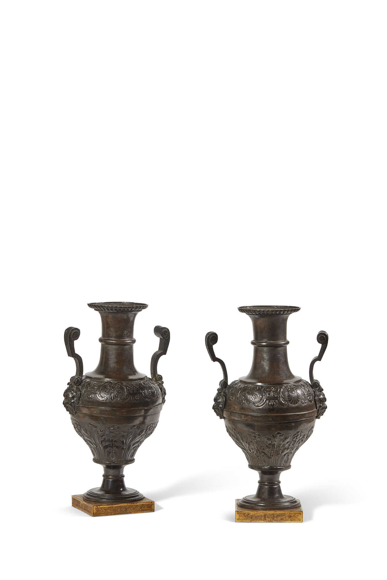 PAIRE DE VASES D'EPOQUE LOUIS XIV FIN DU XVIIE SIECLE - auctions ...