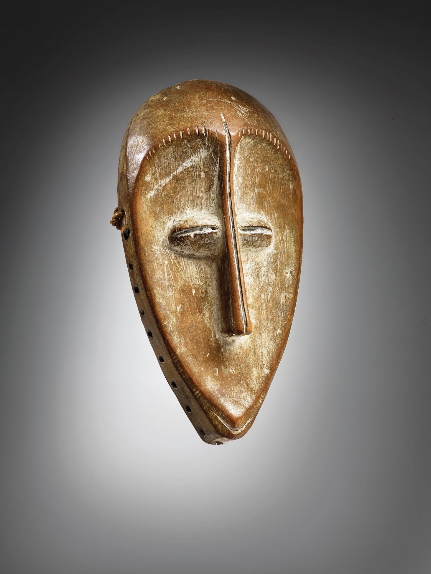 MASQUE LEGAA LEGA MASK, RÉPUBLIQUE DÉMOCRATIQUE DU CONGO | Christie's