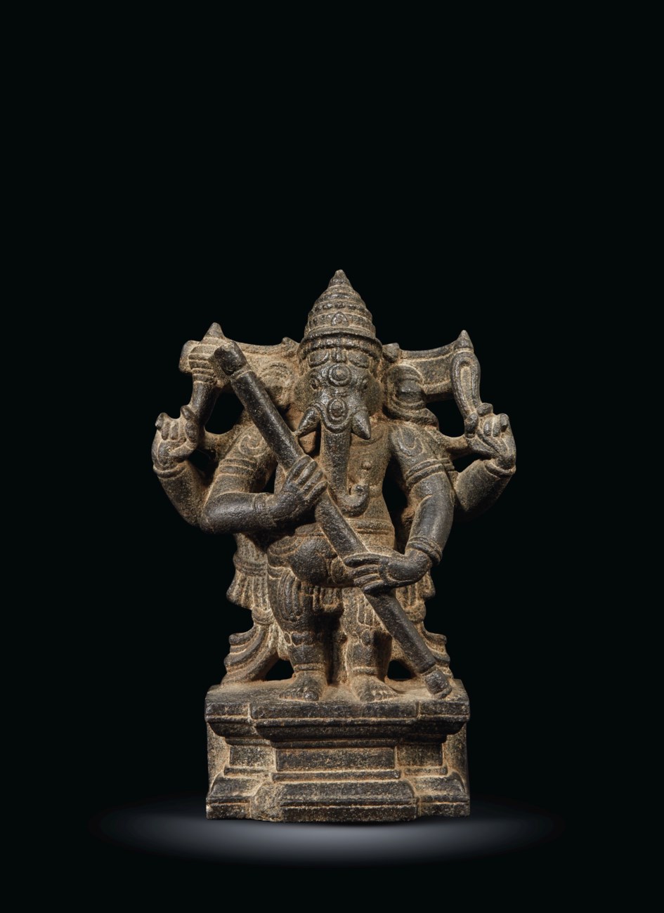 STATUE DE GANESHA EN GRANIT, INDE, EPOQUE VIJAYANAGAR, XVIEME SIECLE ...