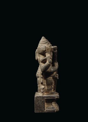 STATUE DE GANESHA EN GRANIT, INDE, EPOQUE VIJAYANAGAR, XVIEME SIECLE ...