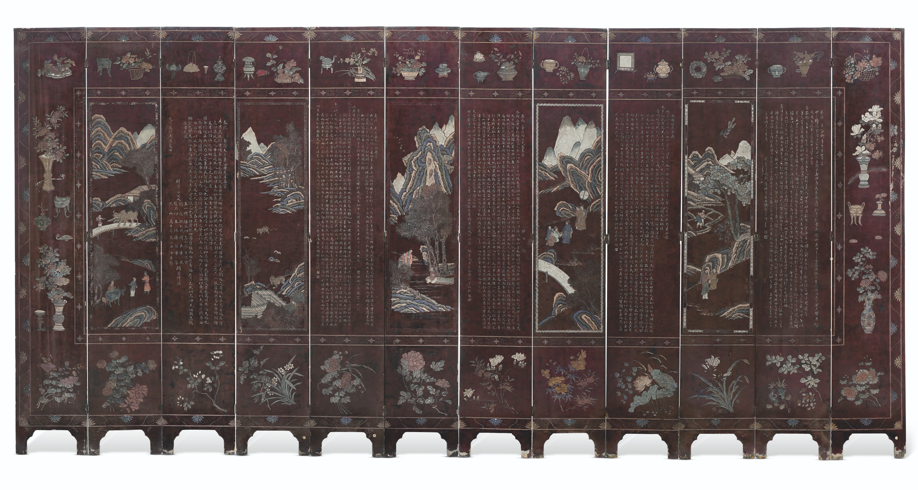 PARAVENT A DOUZE FEUILLES EN LAQUE DE COROMANDEL