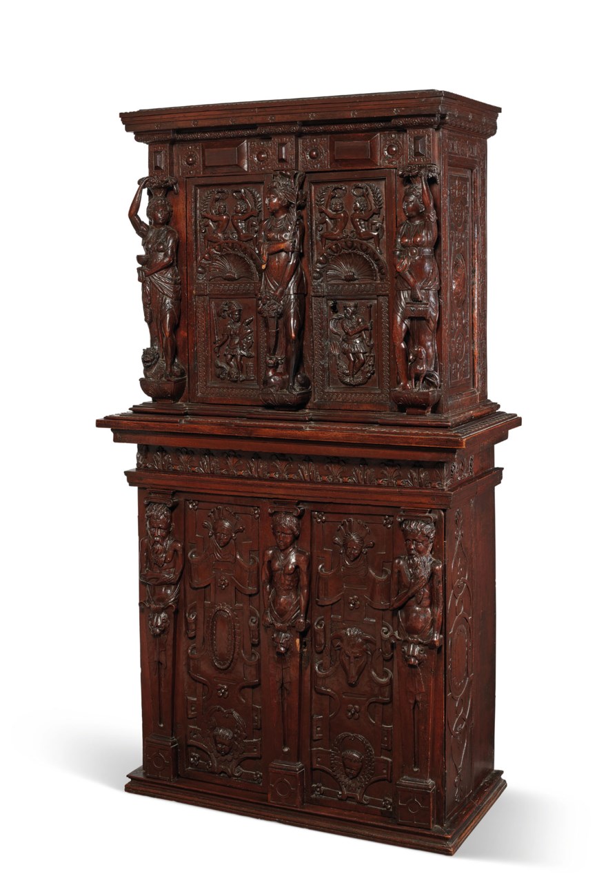 DEUX MEUBLES D'EPOQUE RENAISSANCE FORMANT MEUBLE A DEUX CORPS, XVIe ...