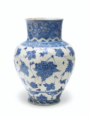 AN IZNIK POTTERY JAR, OTTOMAN TURKEY, CIRCA 1520 | Christie's