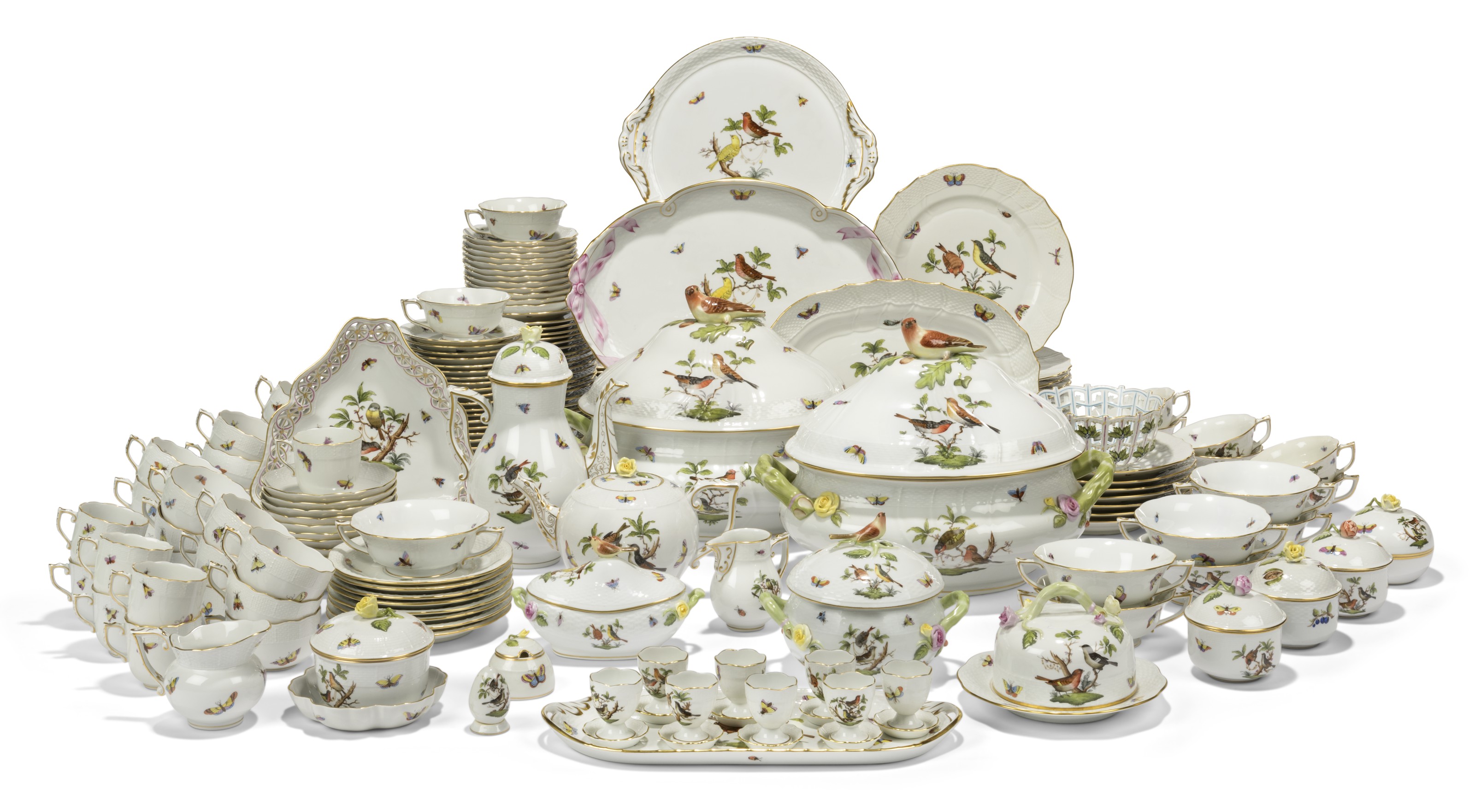 AN EXTENSIVE HEREND PORCELAIN 'ROTHSCHILD BIRD' PATTERN PART TABLE ...