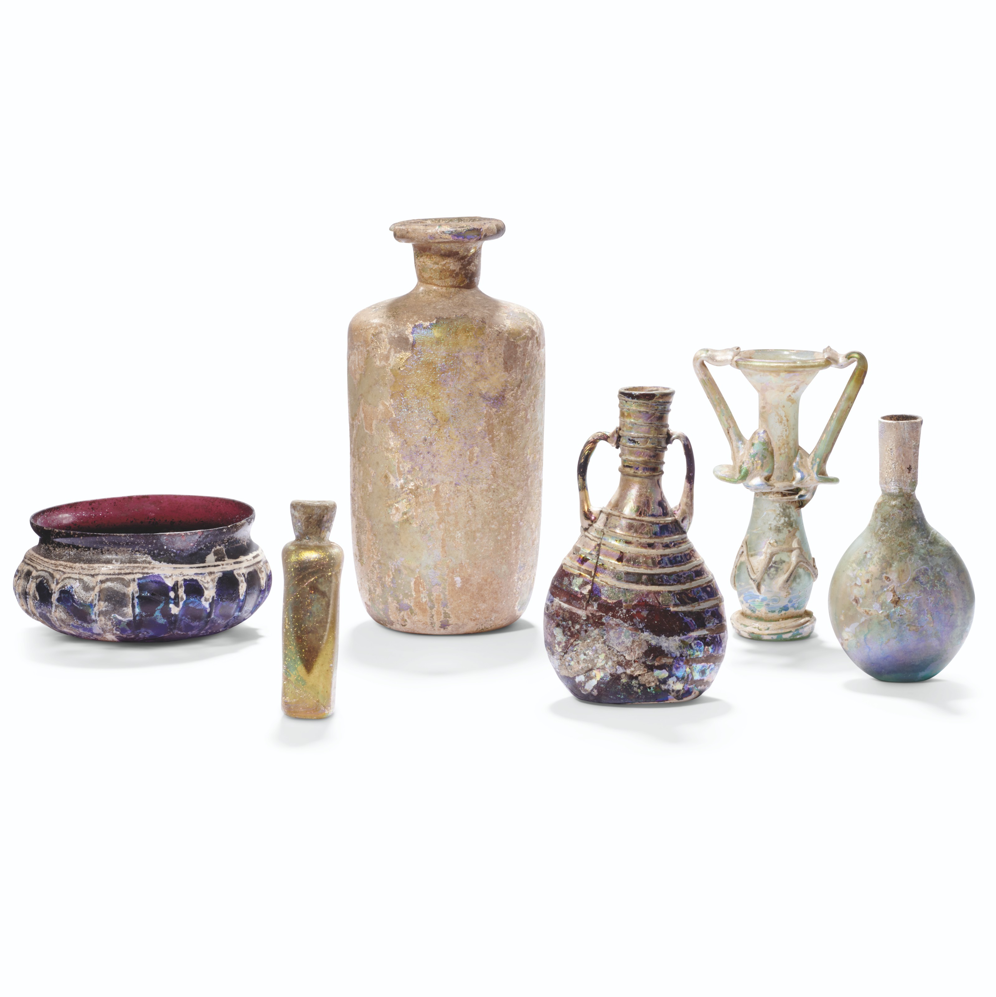AN EGYPTIAN CORE-FORMED GLASS AMPHORISKOS, NEW KINGDOM, 19TH DYNASTY ...