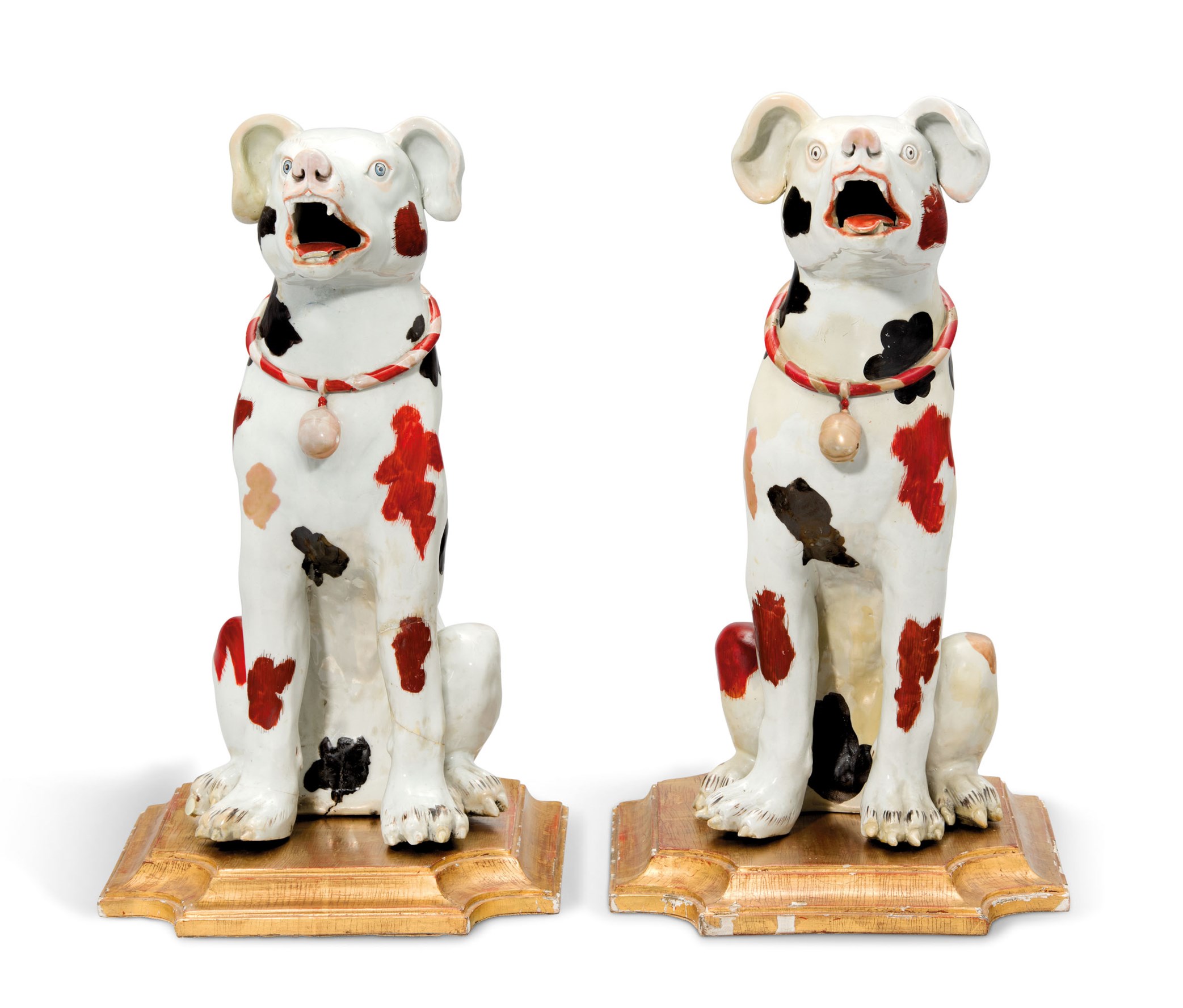 A PAIR OF PORCELAIN MODELS OF HOUNDS, PROBABLY ARITA 17TH CENTURY ...