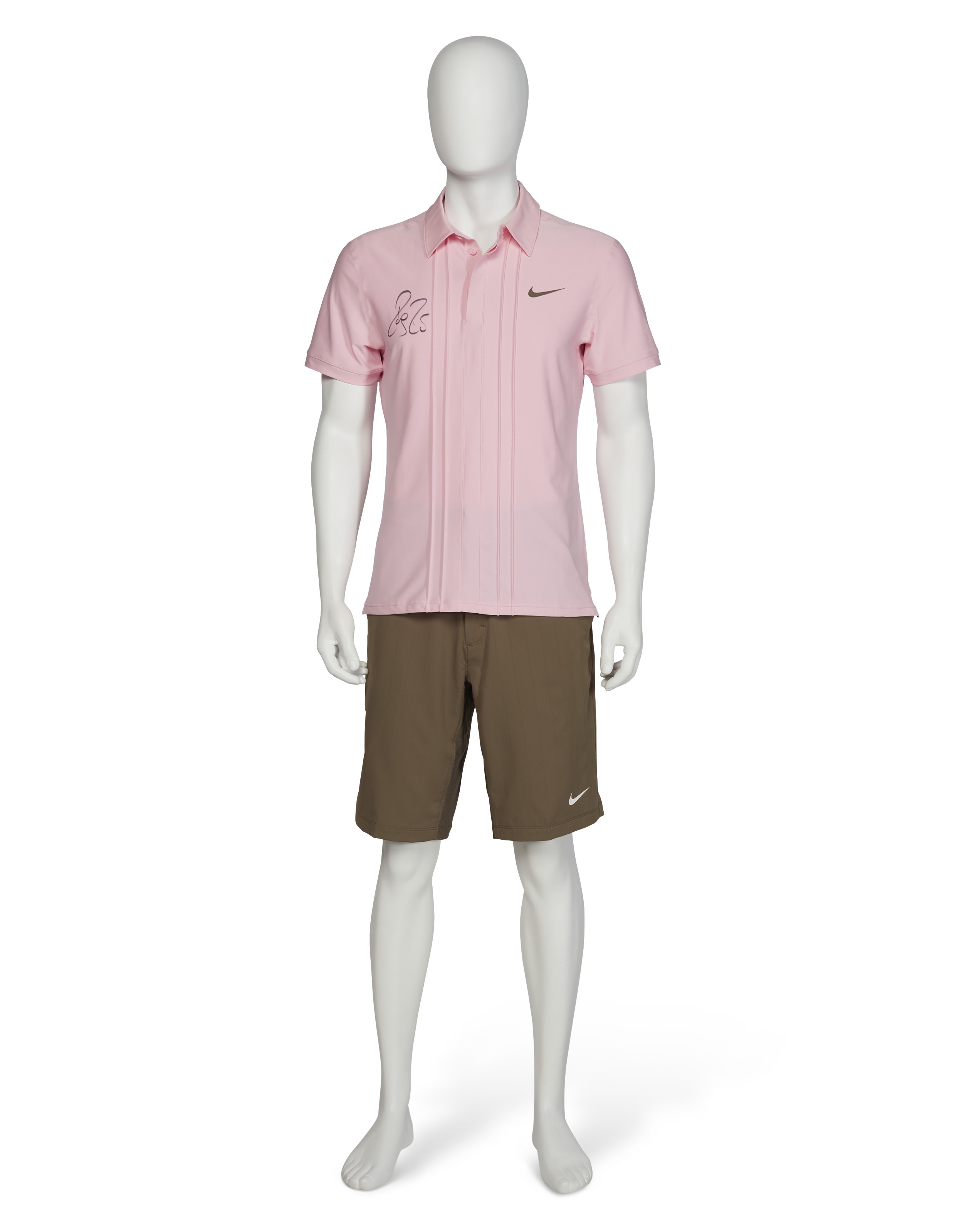 ROGER FEDERER'S TOURNAMENT OUTFIT, ROGERS CUP, TORONTO, 2010 | Christie’s