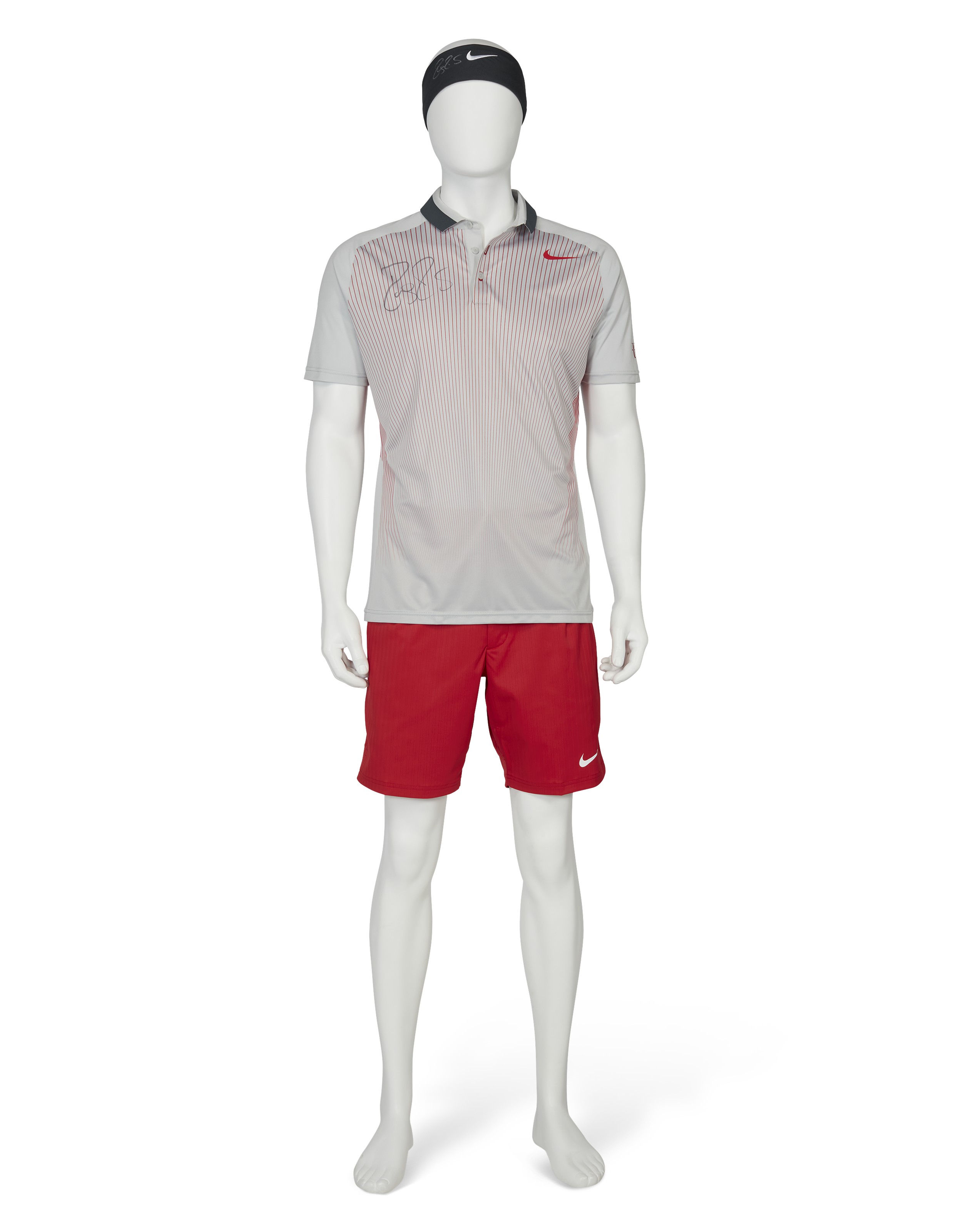 ROGER FEDERER'S TOURNAMENT OUTFIT, SHANGHAI, 2013 | Christie’s