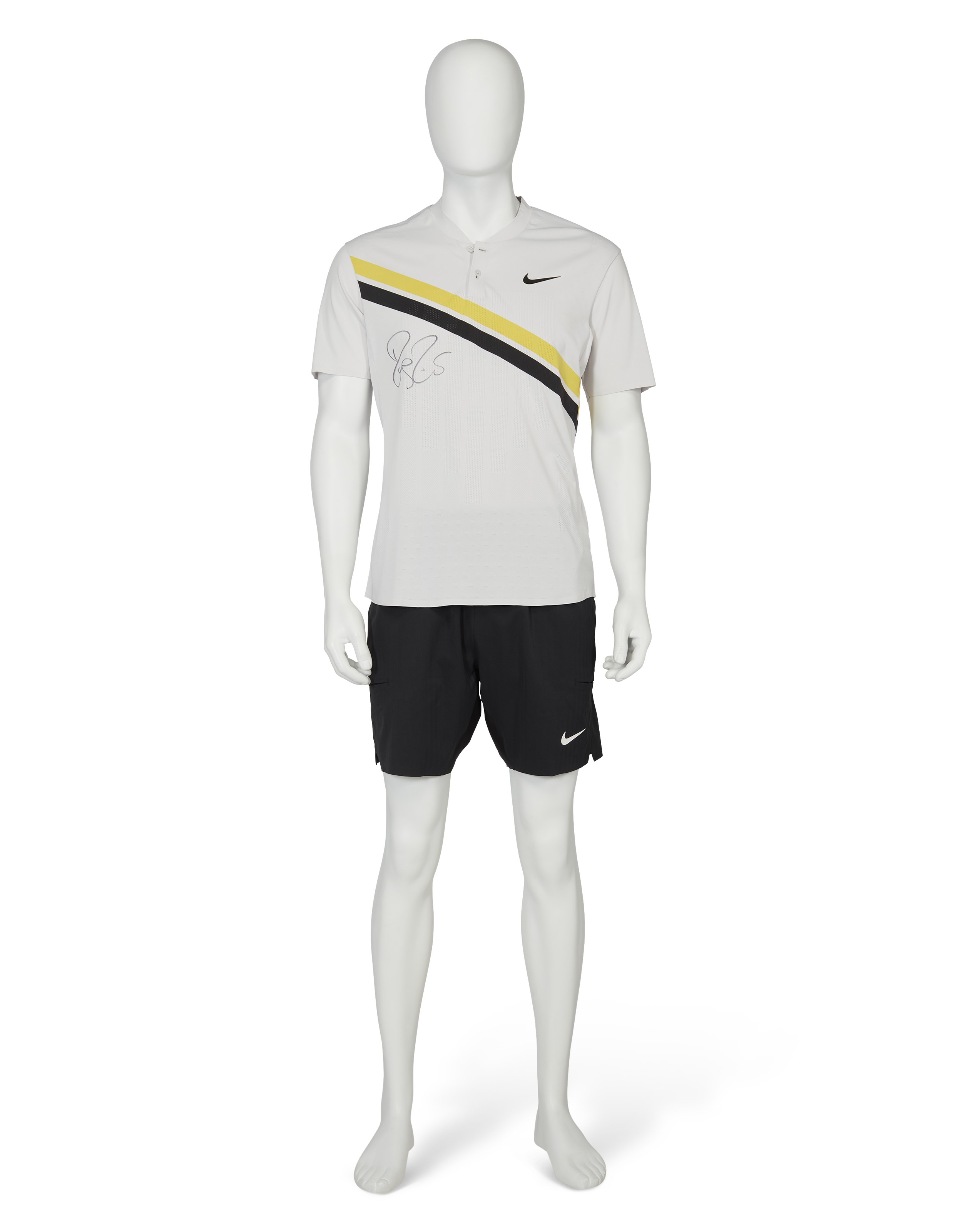 ROGER FEDERER'S TOURNAMENT OUTFIT, INDIAN WELLS, 2018 | Christie’s