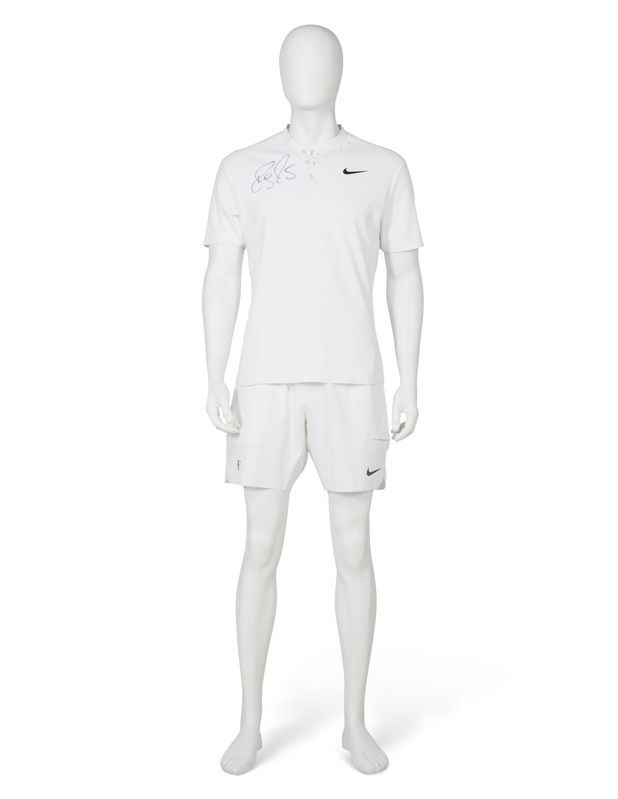 ROGER FEDERER'S CHAMPION OUTFIT, THE CHAMPIONSHIPS, WIMBLEDON, 2017 ...