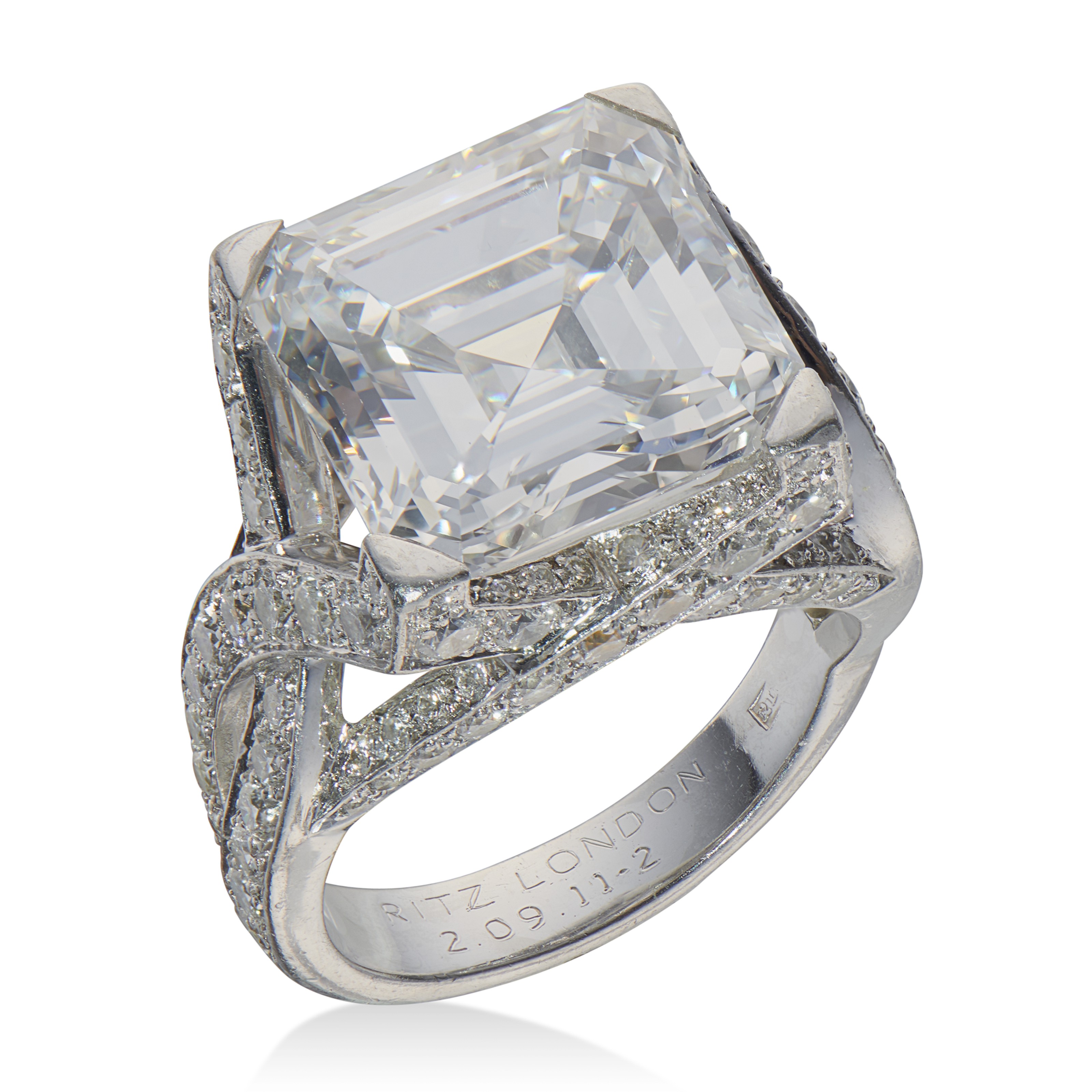 RITZ DIAMOND RING, | Christie’s