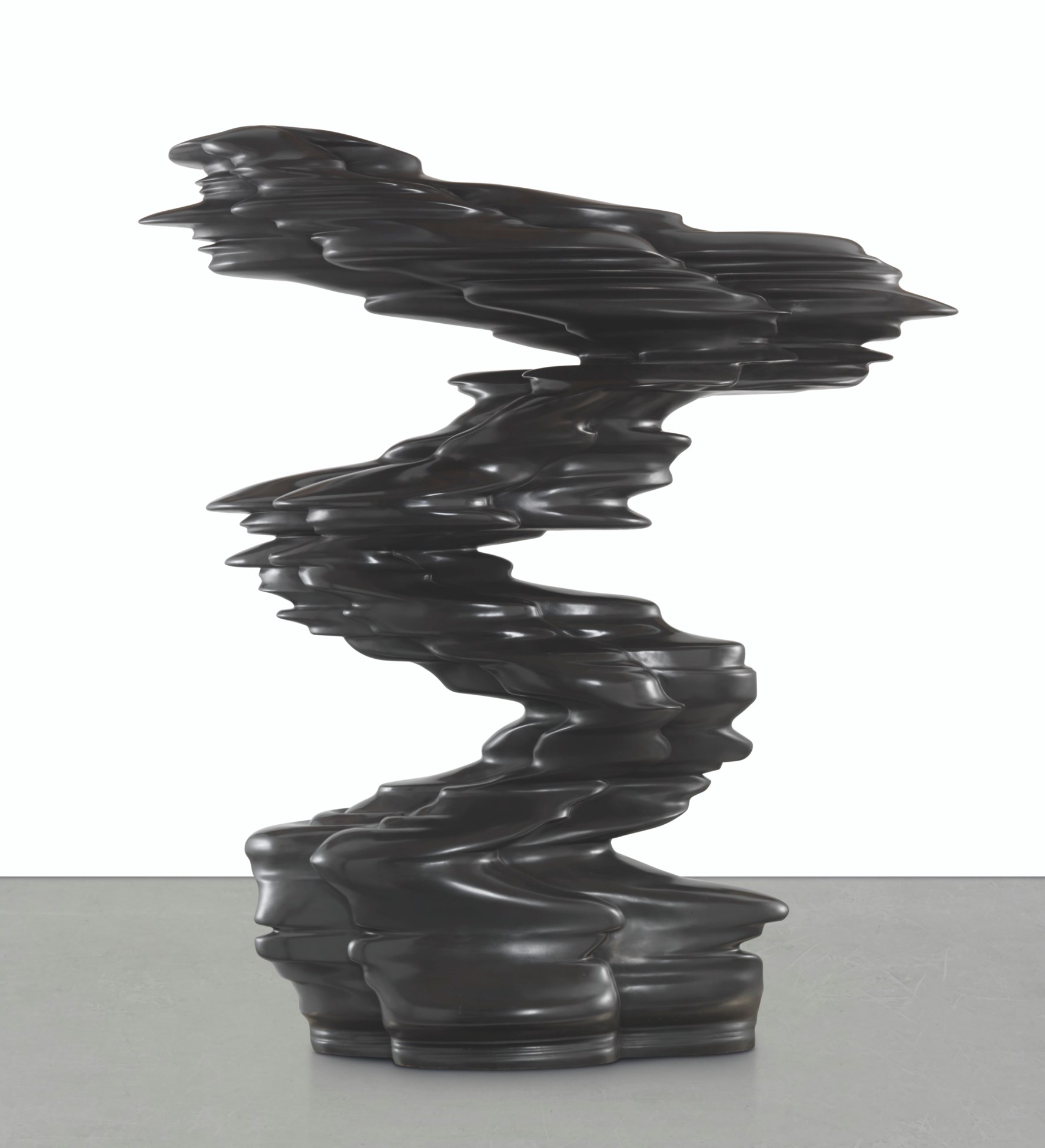 TONY CRAGG (B. 1949)