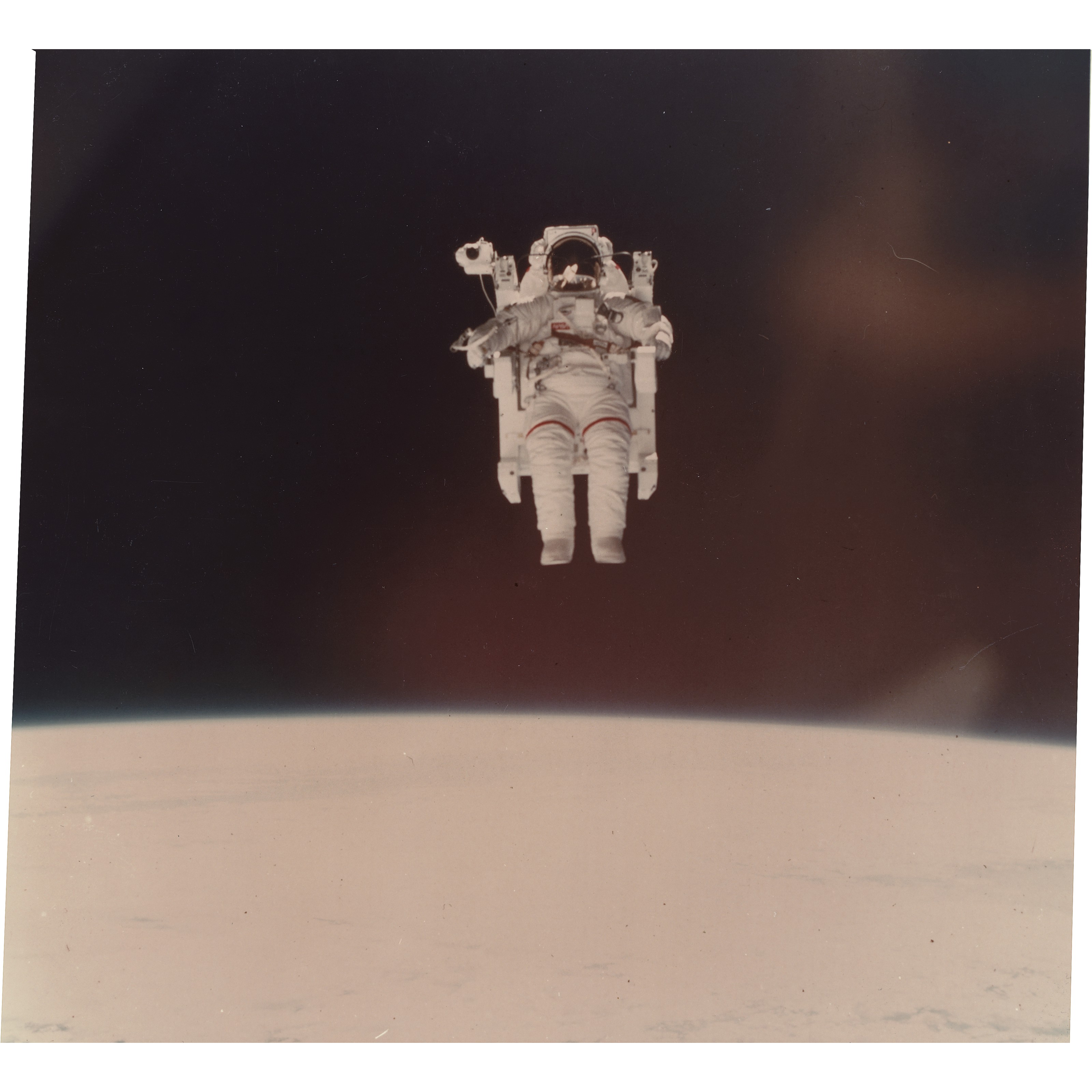 THE FIRST UNTETHERED SPACE FLIGHT: ASTRONAUT BRUCE MCCANDLESS II USING ...