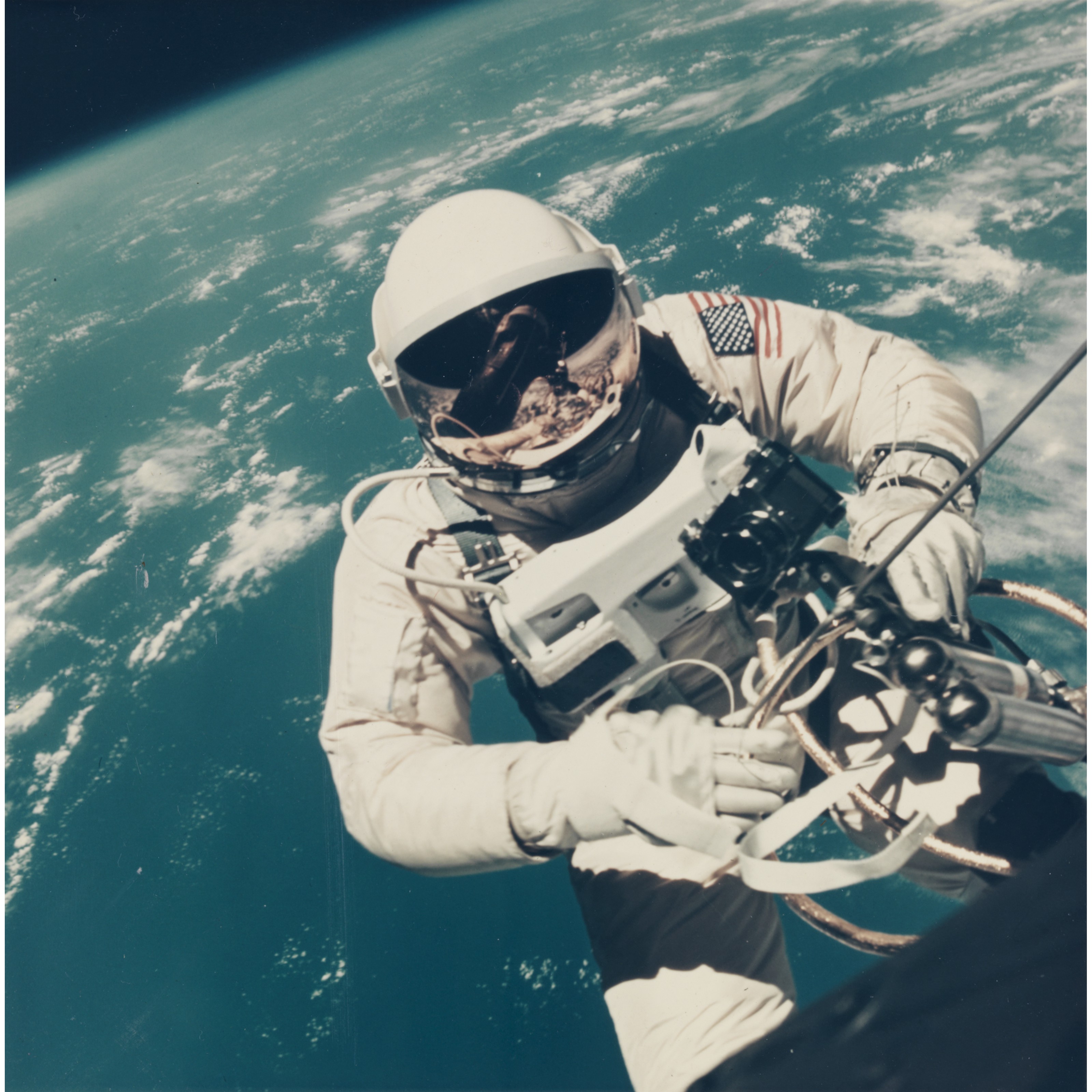 FIRST US SPACEWALK: ED WHITE’S EVA OVER THE PACIFIC OCEAN, JUNE 3, 1965 ...