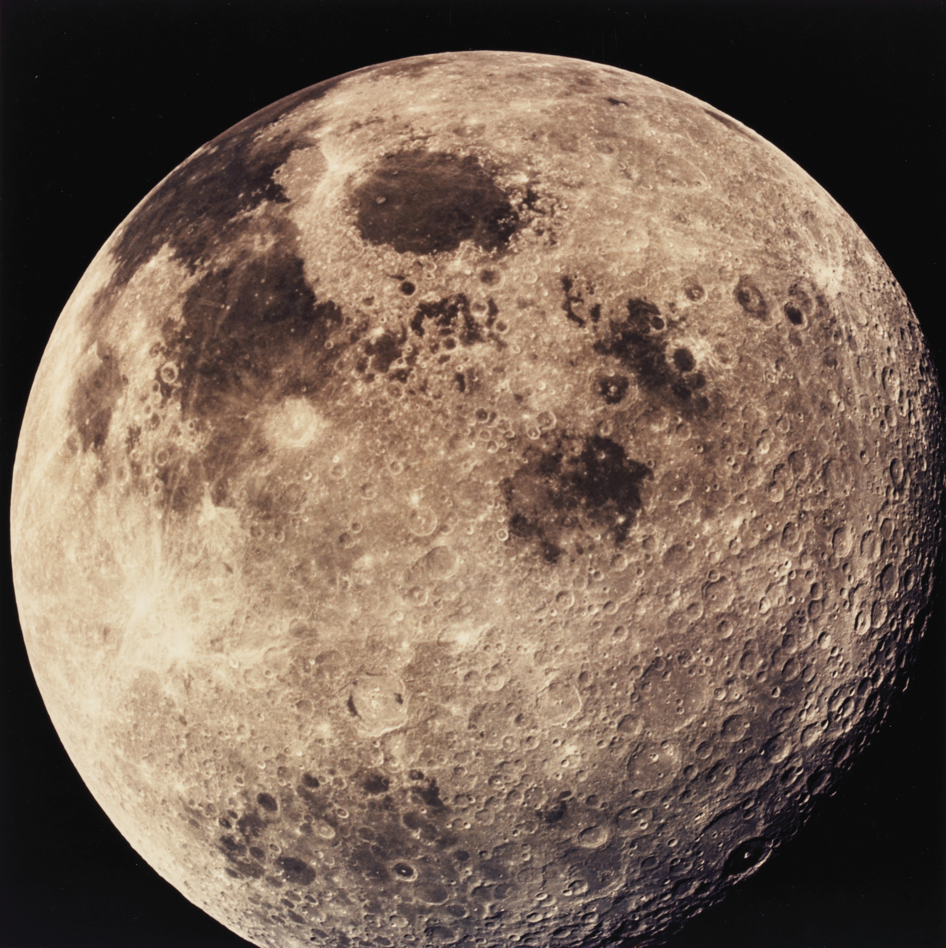 The lunar disc: the near-full Moon from a perspective not visible from ...