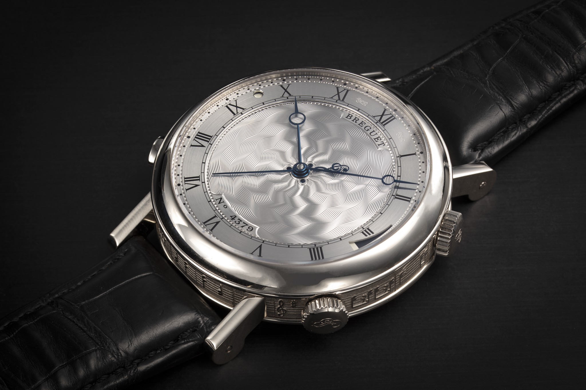 BREGUET, LA MUSICALE REF. 7800, A GOLD AUTOMATIC CHIMING WATCH WITH ...