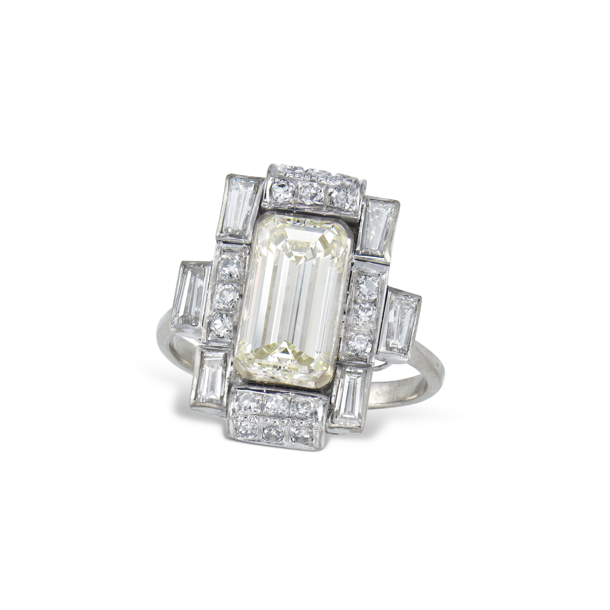 DIAMOND RING WITH GIA REPORT, | Christie’s