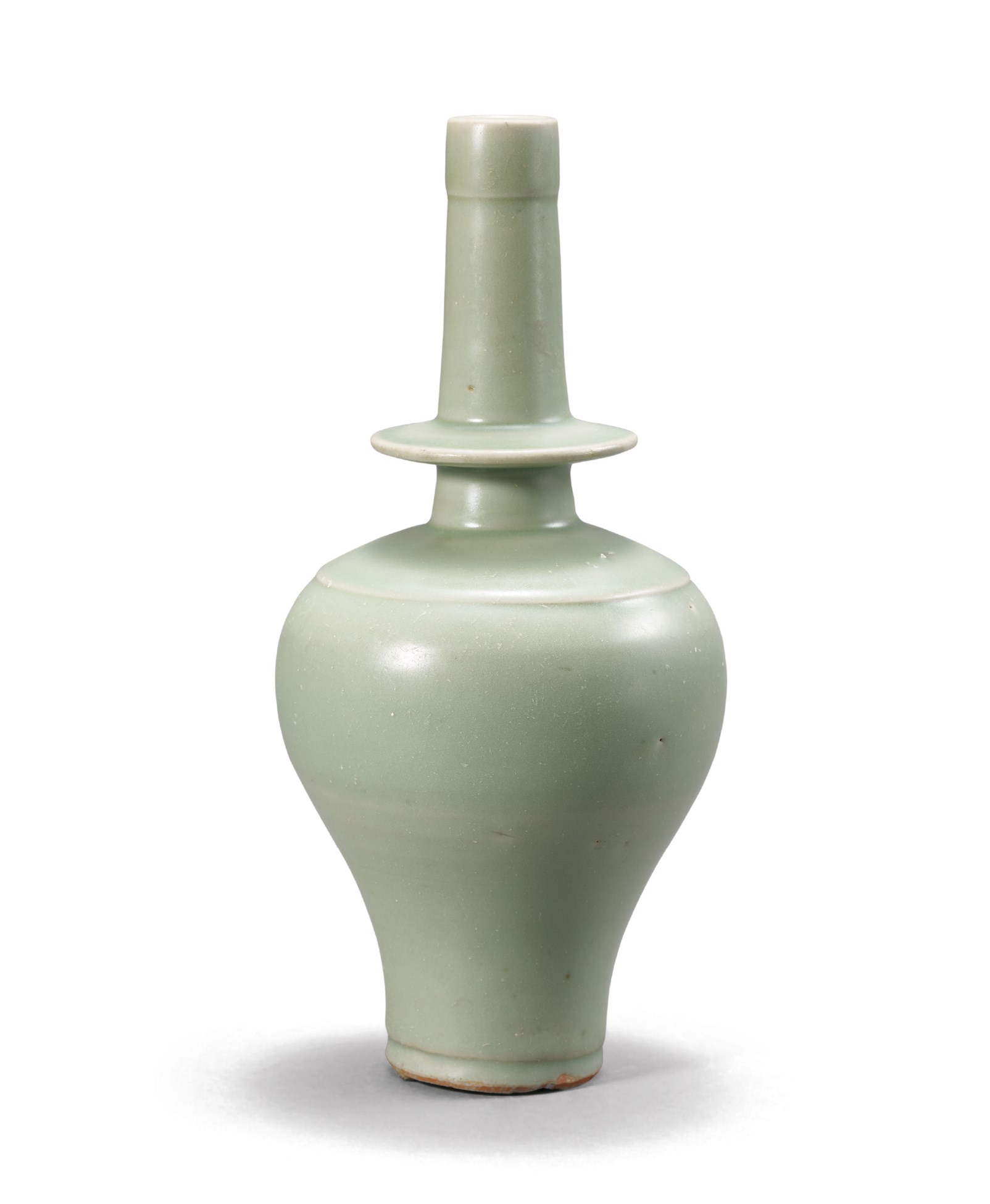 A RARE LONGQUAN CELADON VASE, YUAN DYNASTY (1279-1368) | Christie's