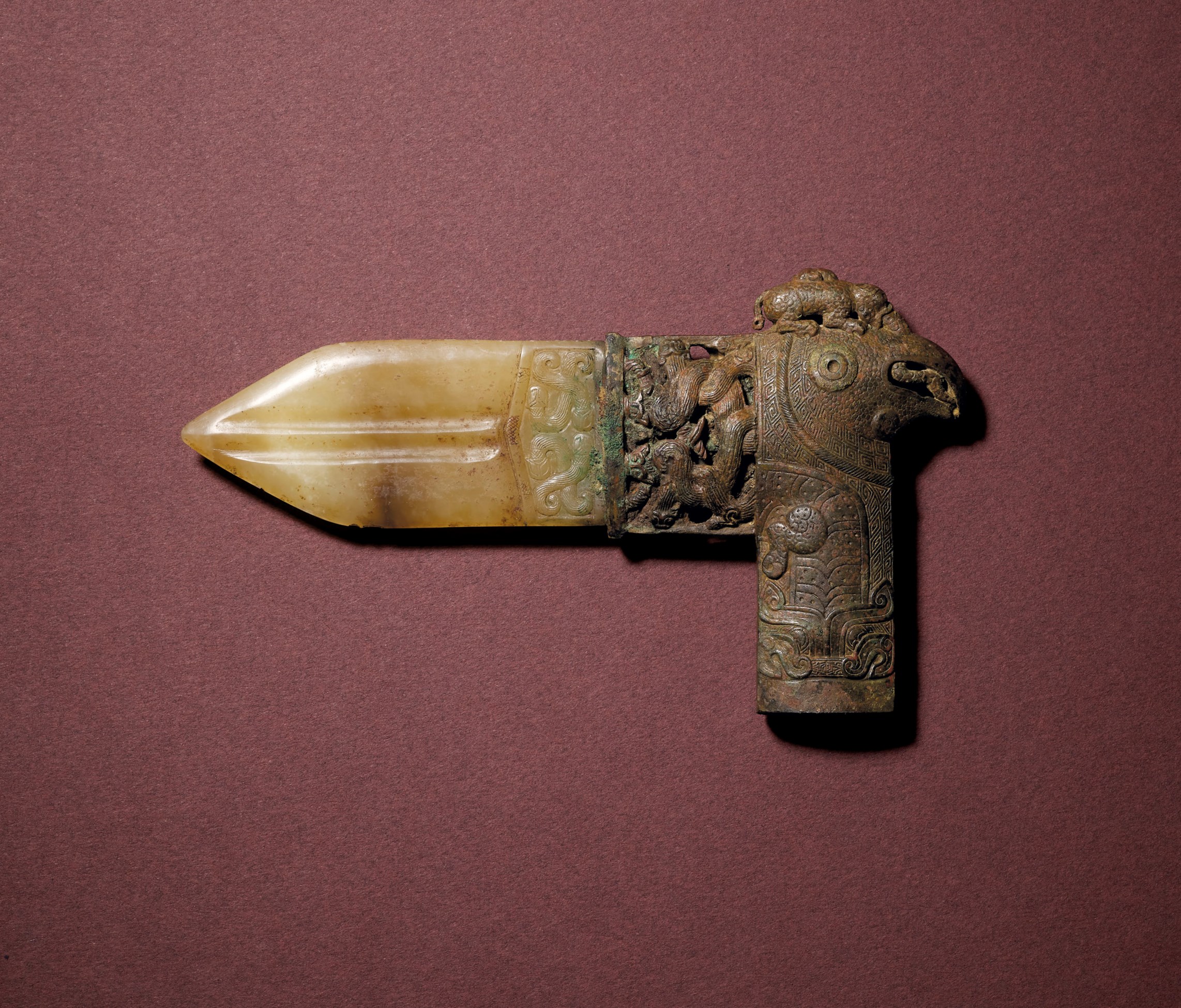 AN EXCEPTIONAL AND RARE JADE INSET BRONZE GE-HALBERD BLADE, LATE SPRING ...