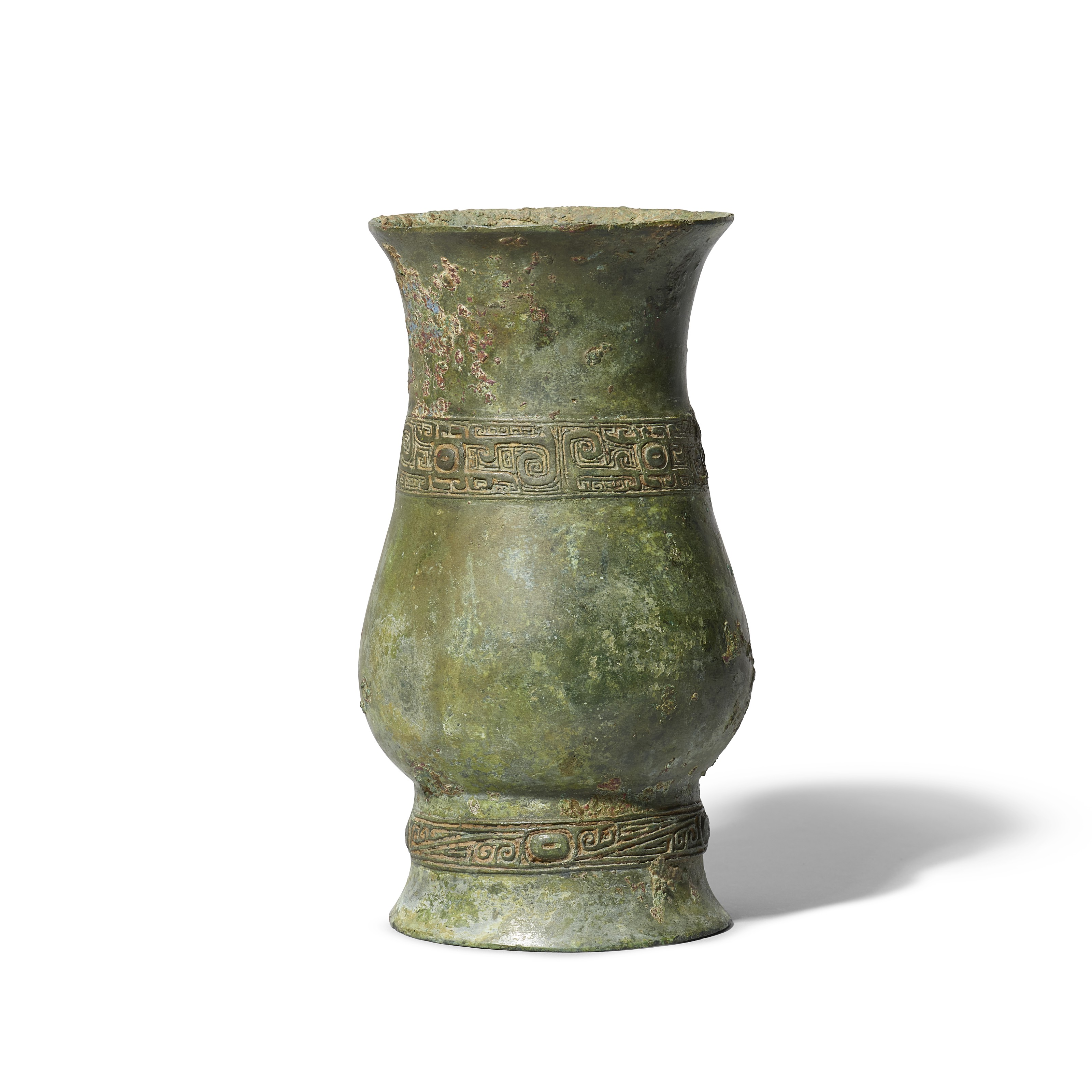 A SMALL BRONZE RITUAL WINE VESSEL, ZHI, WESTERN ZHOU DYNASTY (1046-771 ...