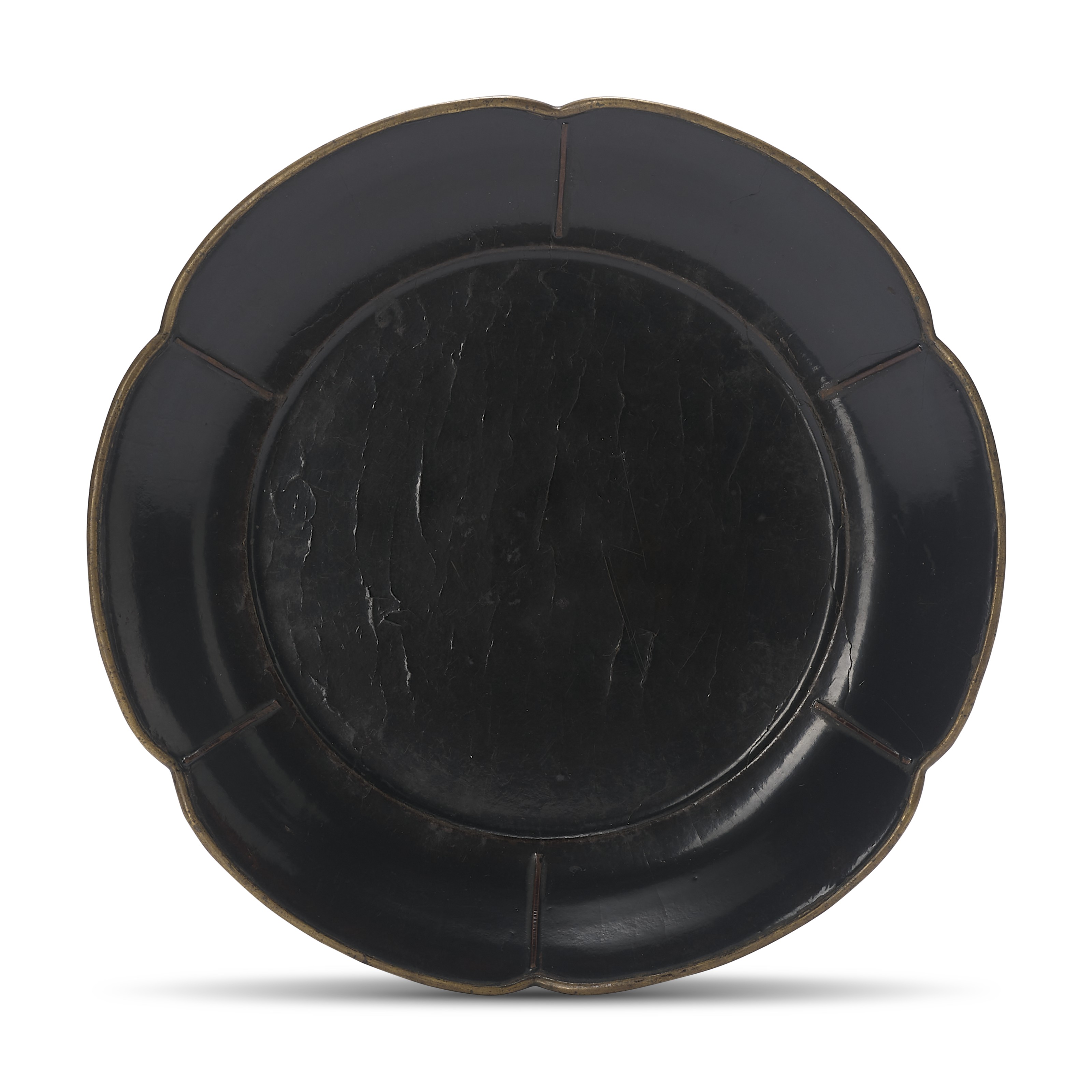 A BLACK LACQUER MALLOW-FORM DISH, SONG DYNASTY (960-1279) | Christie’s