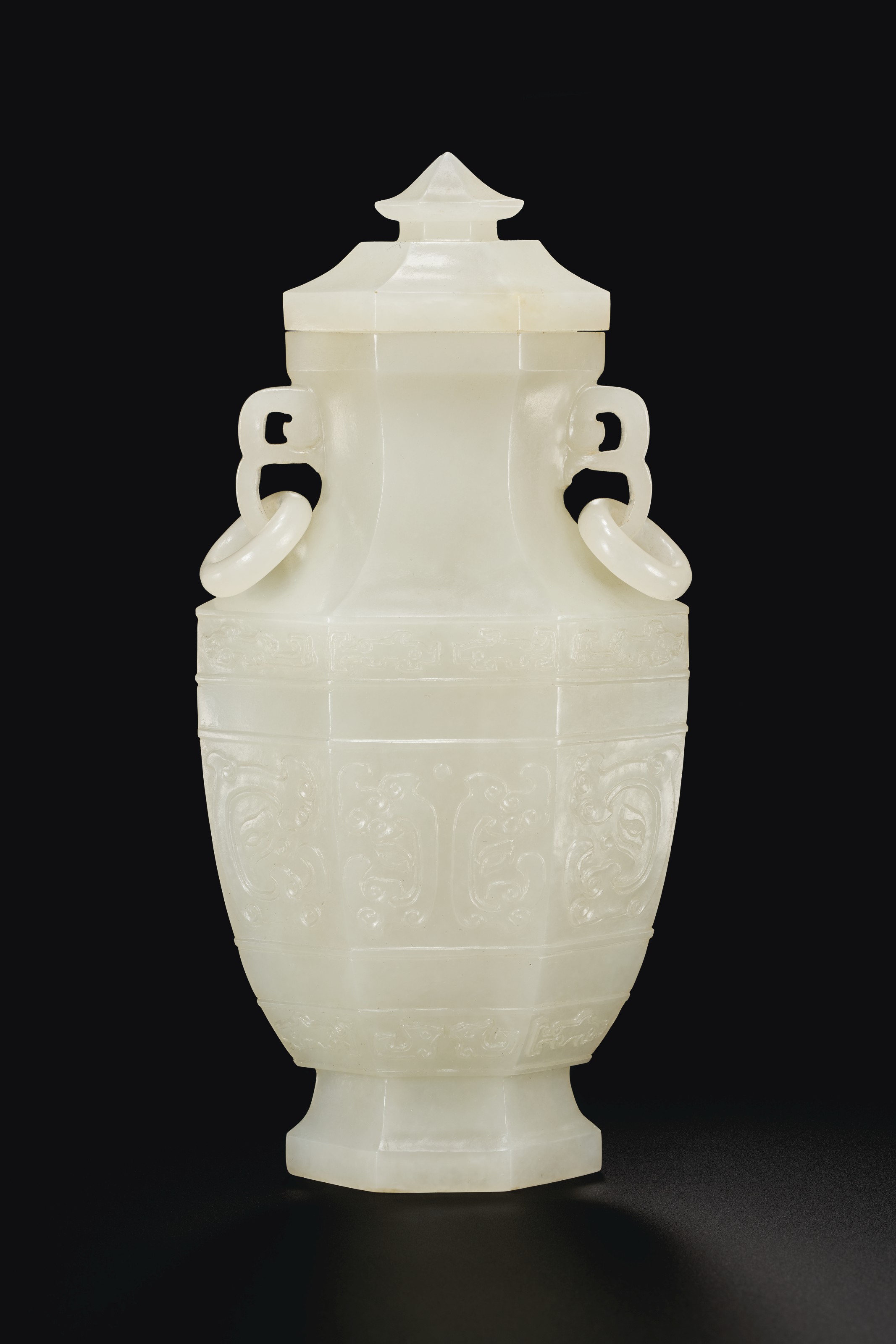 A LARGE WHITE JADE FIGURE OF A RECUMBENT STAG, 17TH-18TH CENTURY ...