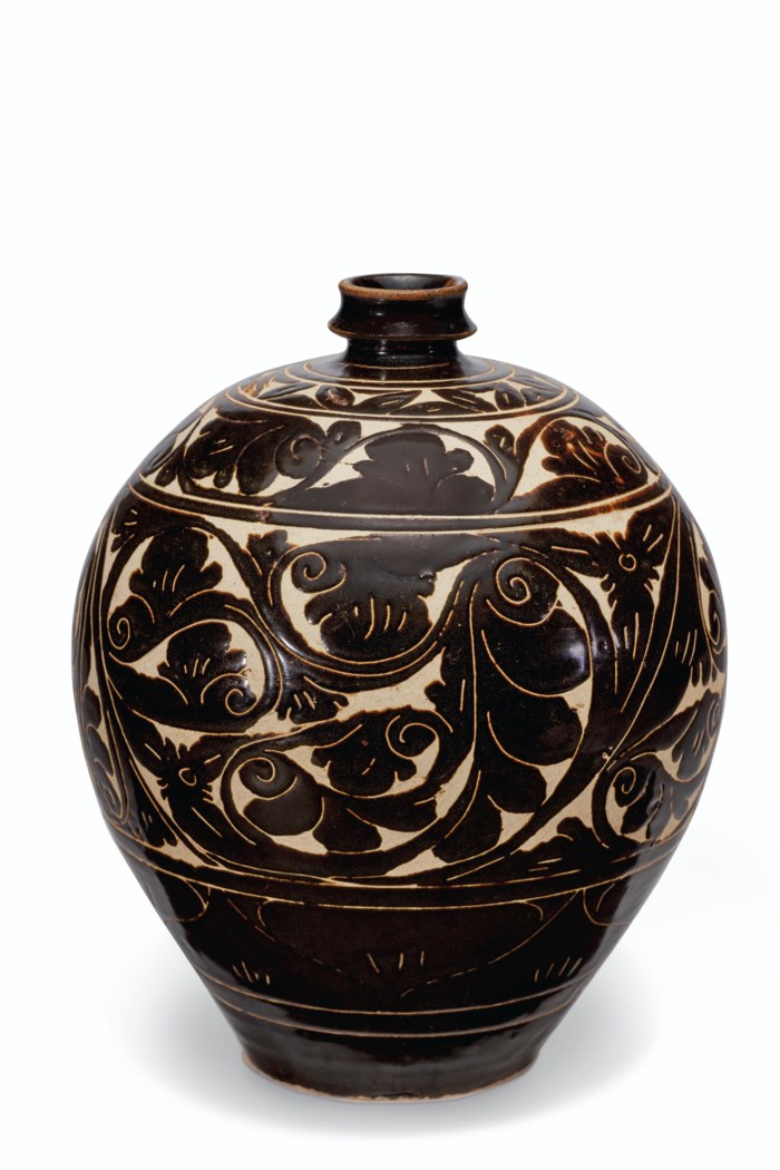A CIZHOU SGRAFFIATO OVOID VASE, JIN-YUAN DYNASTY, 13TH-14TH CENTURY ...