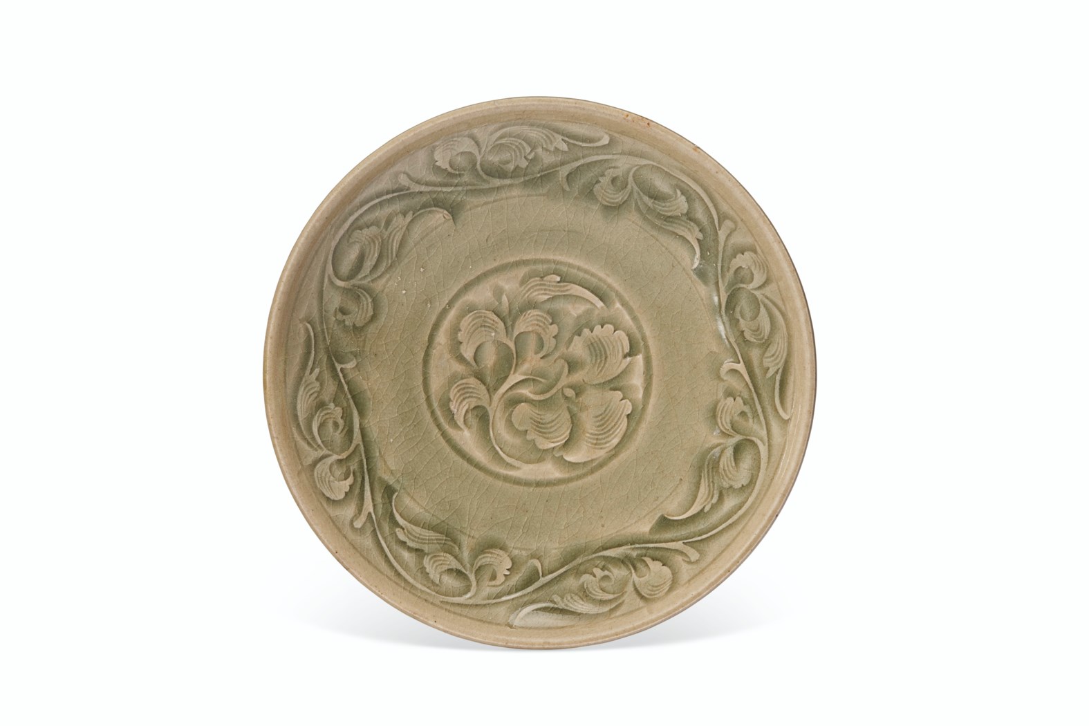 A RARE CARVED YAOZHOU CELADON DISH, NORTHERN SONG-JIN DYNASTY, 12TH ...