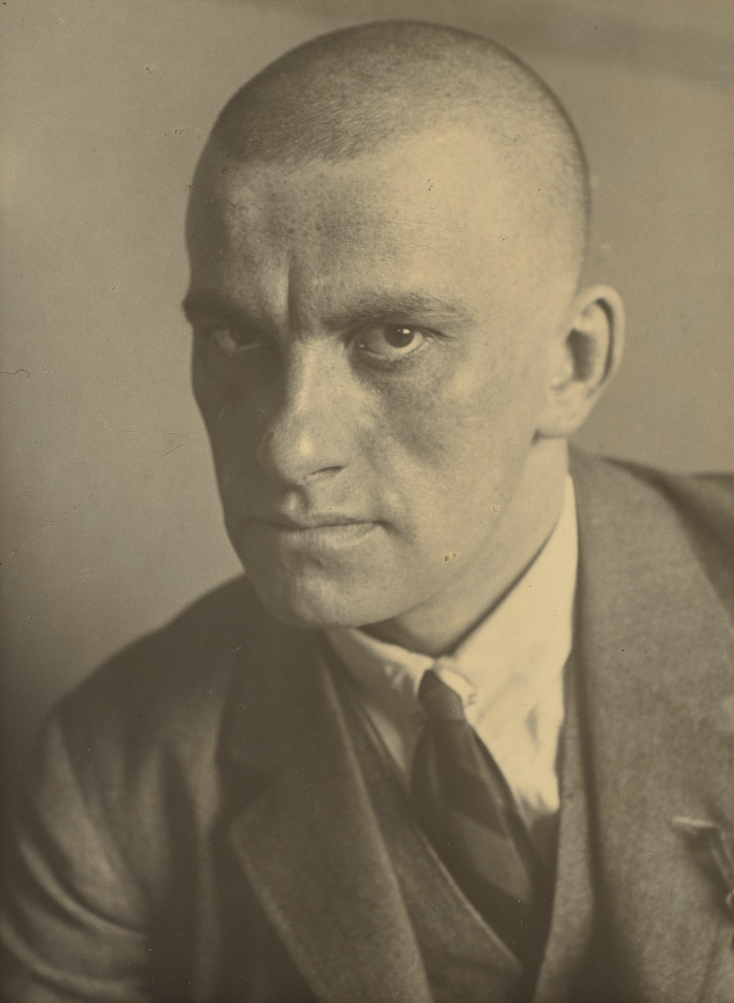 ALEXANDER RODCHENKO (1891–1956), Vladimir Mayakovsky, 1924 | Christie's