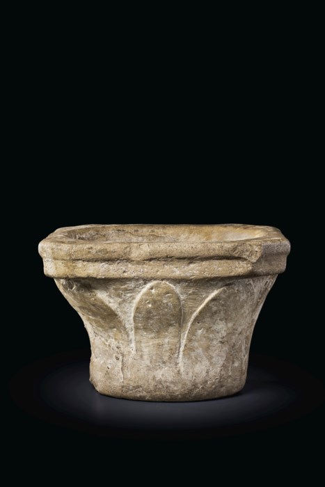 A LATE ROMAN MARBLE COLUMN CAPITAL, CIRCA 4TH CENTURY A.D. | Christie's